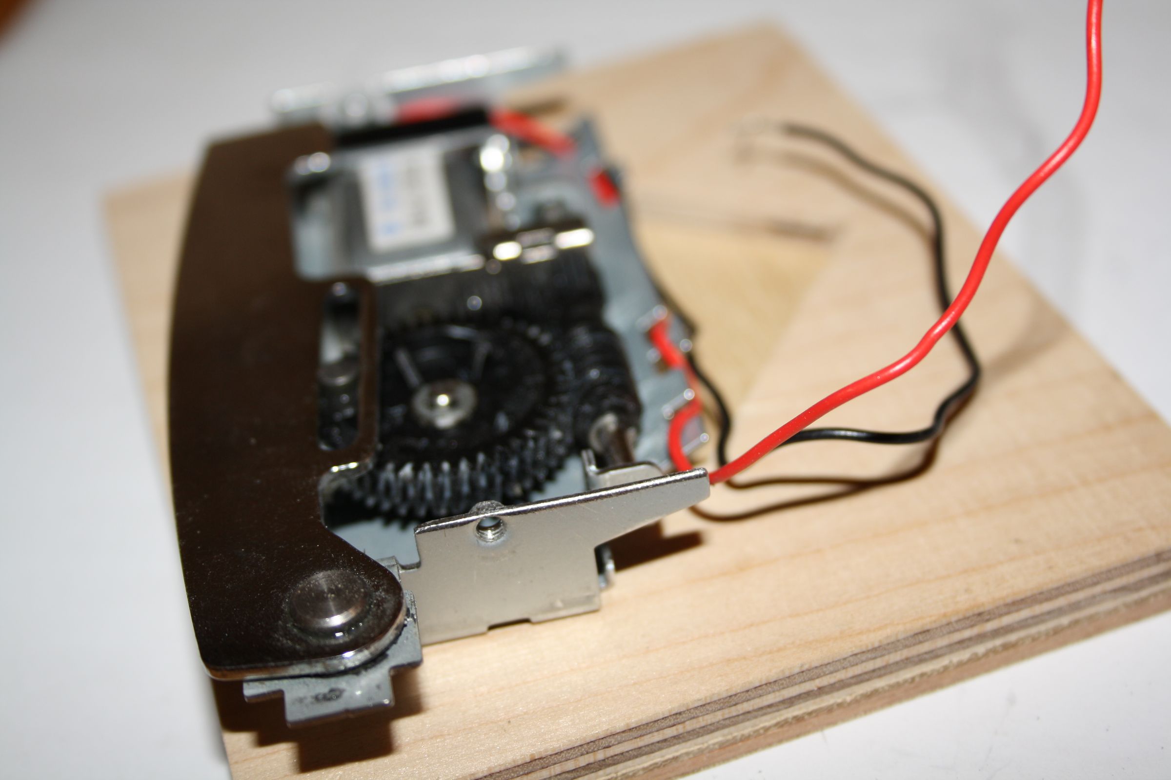 Table-Top Scissors | the Cutting Edge of Technology! : 17 Steps (with ...