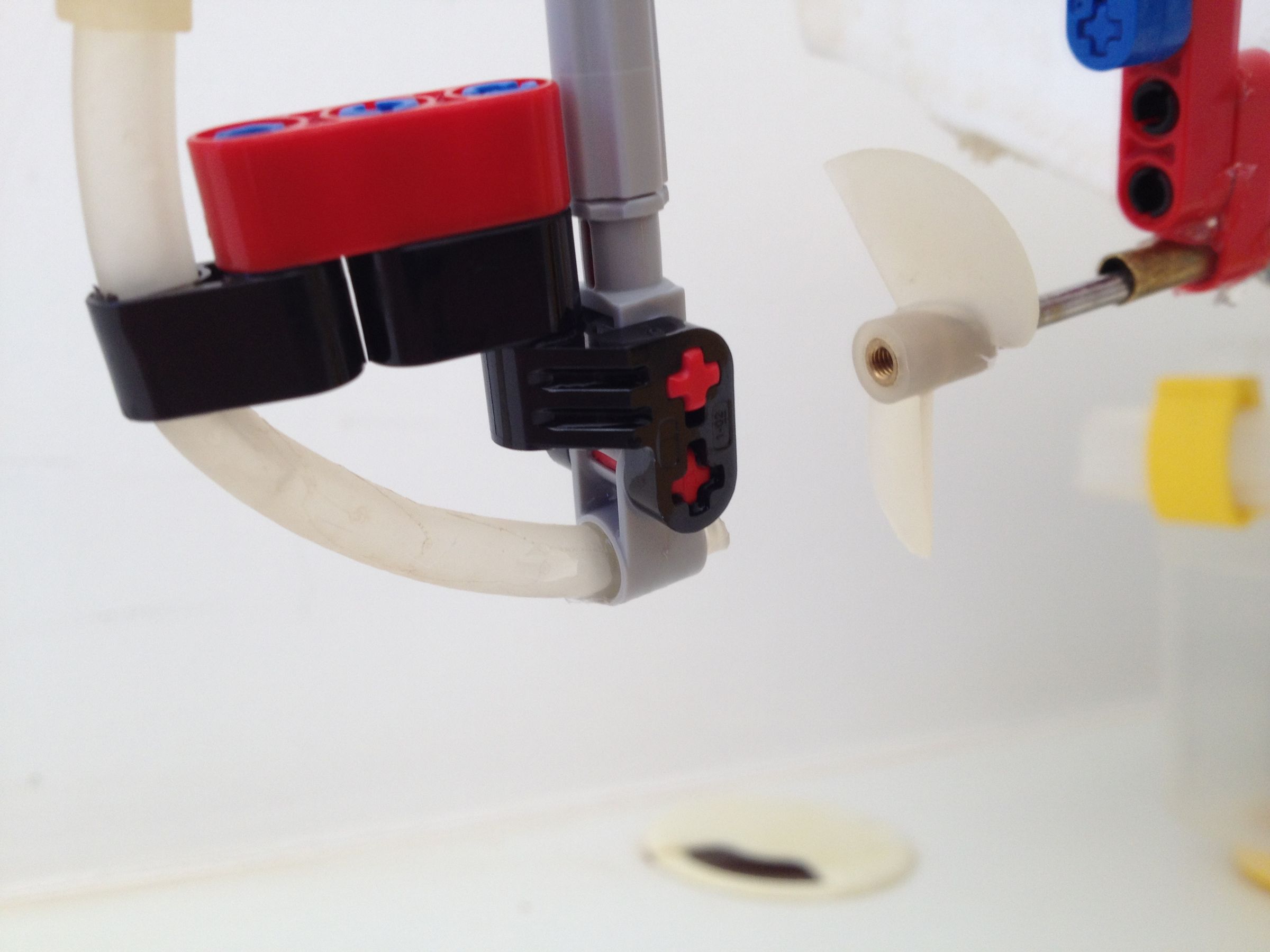 Homemade Brushless R/C Boat ---Revolution--- : 9 Steps (with Pictures ...