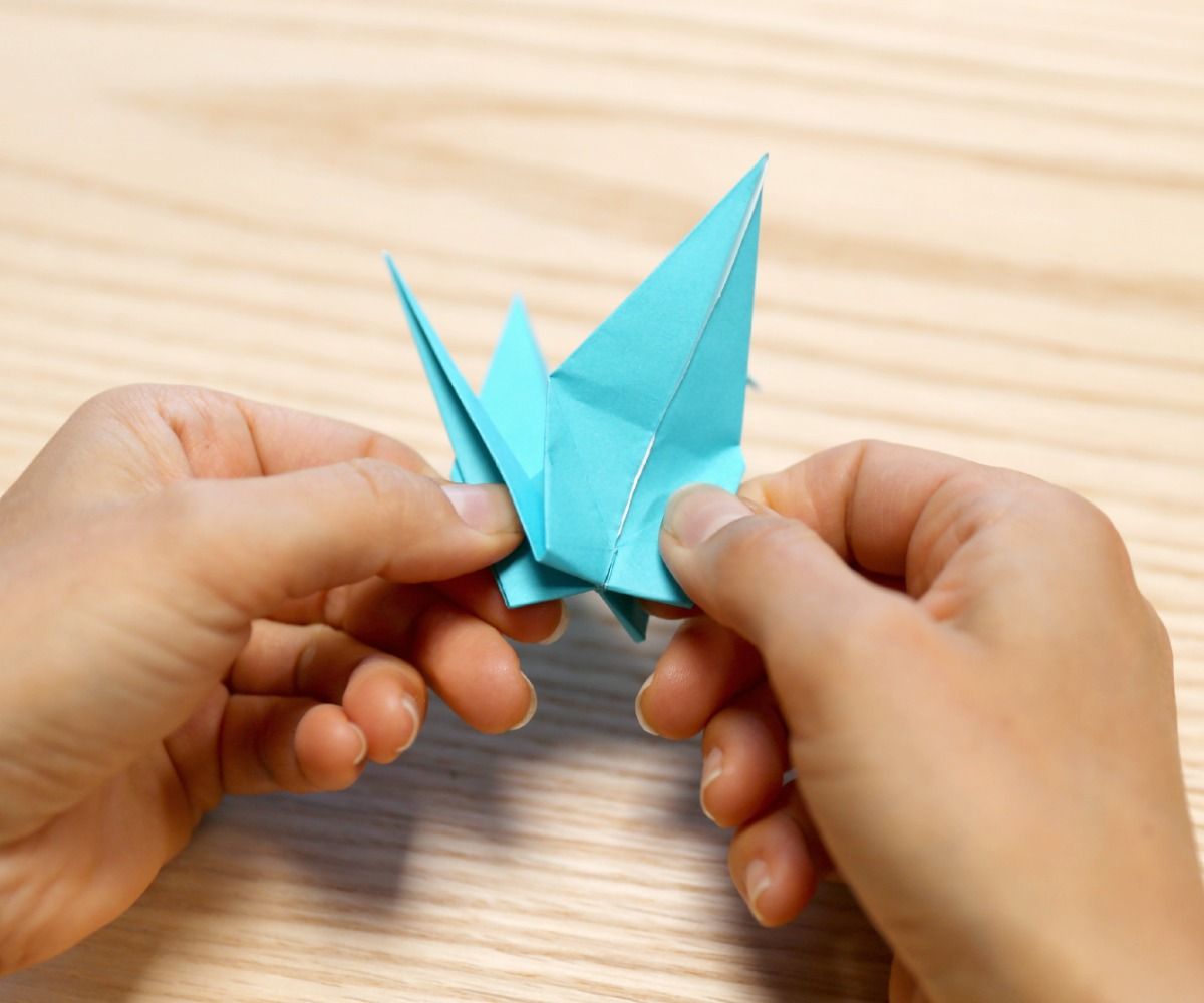 How to Make a Paper Crane : 16 Steps (with Pictures) - Instructables