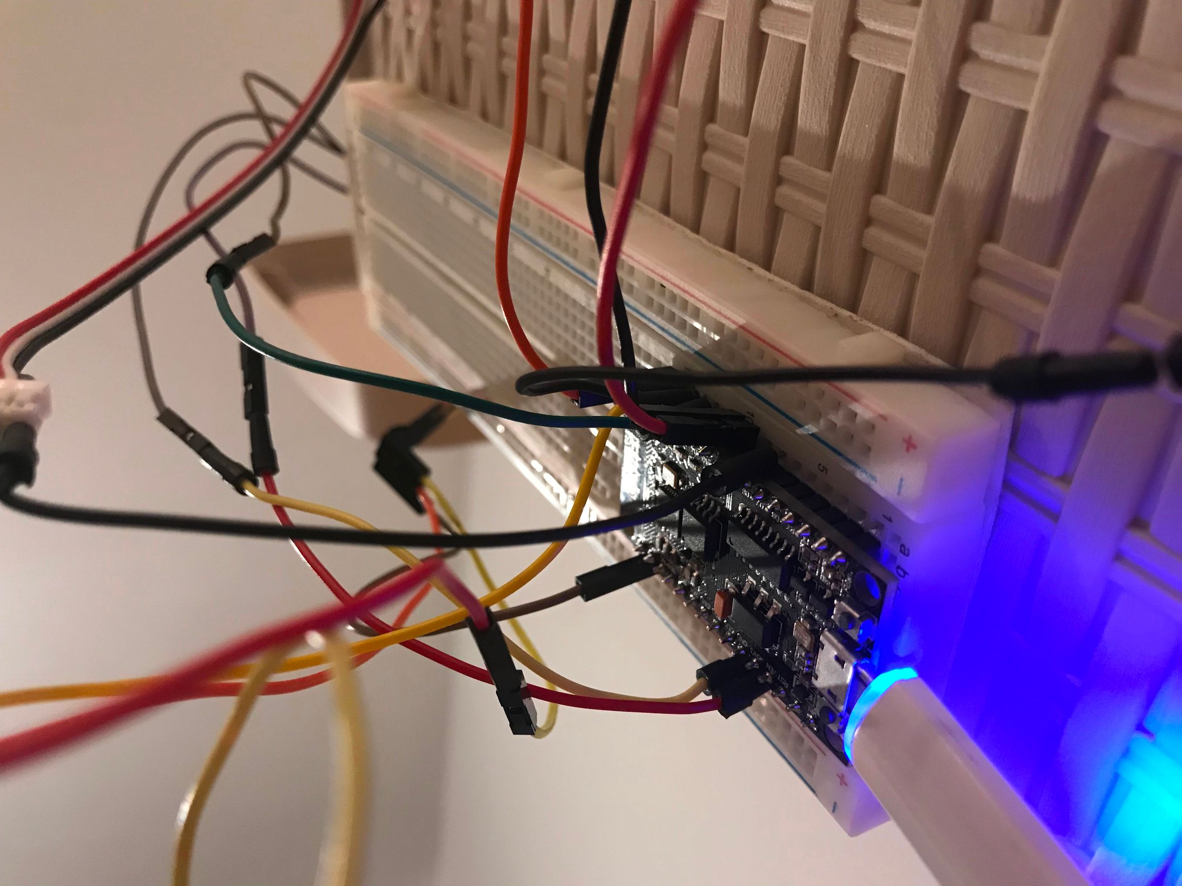 IDC2018 IOT Smart Trash Bin : 8 Steps - Instructables
