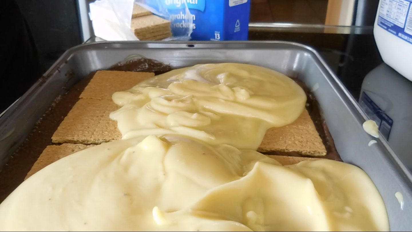 No Bake Graham Cracker Cake : 6 Steps (with Pictures) - Instructables