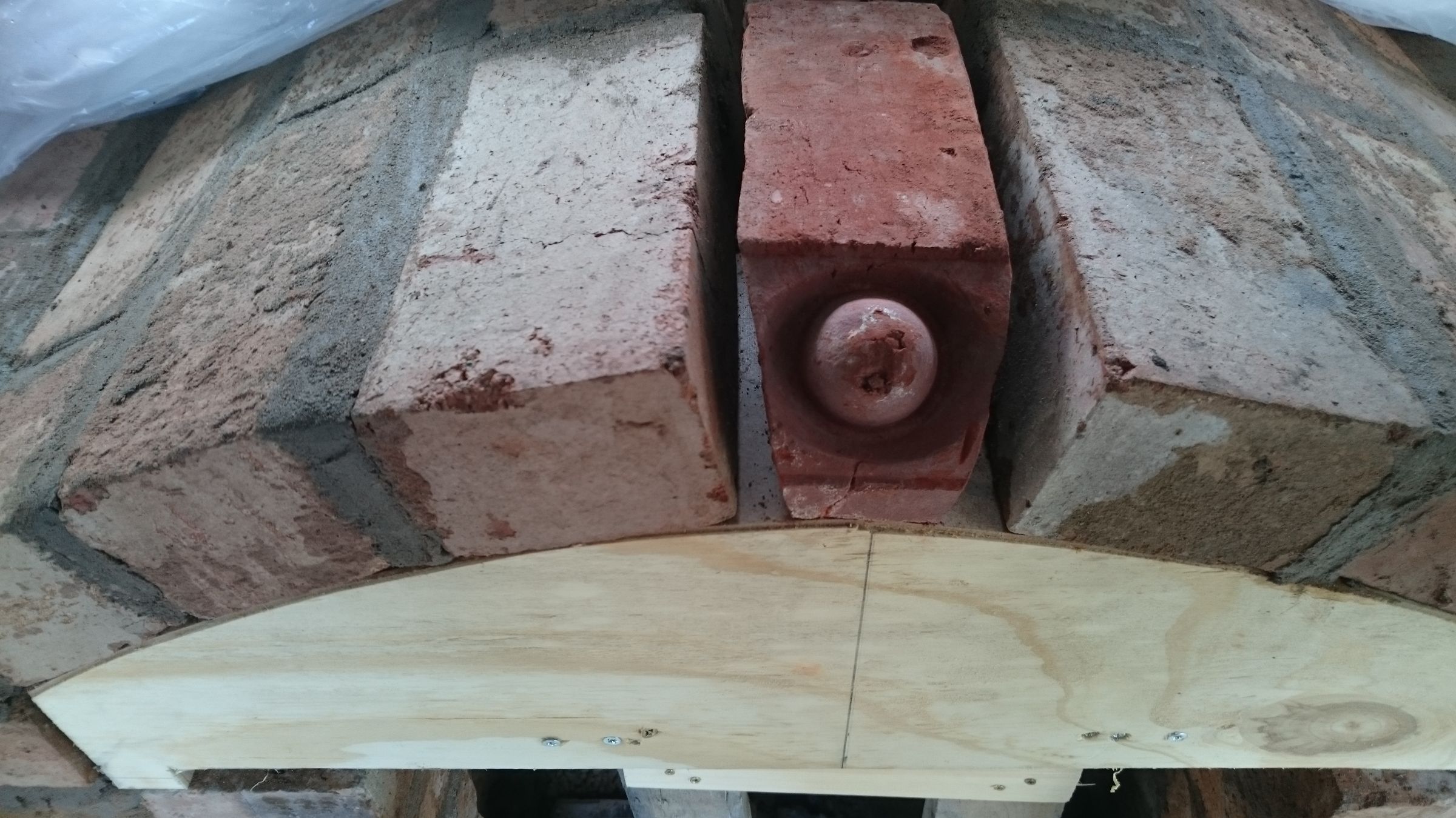 Reclaimed Brick Arched BBQ : 7 Steps (with Pictures) - Instructables