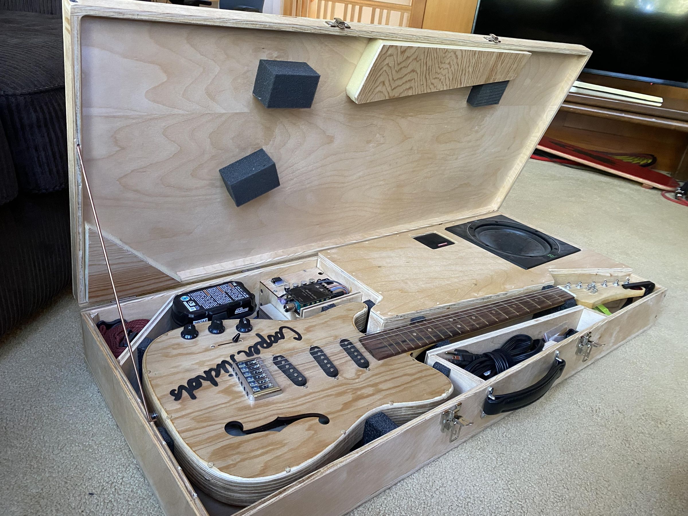 Custom CNC Electric Guitar & Case With Mobile BUILT IN Amp! : 9 Steps ...