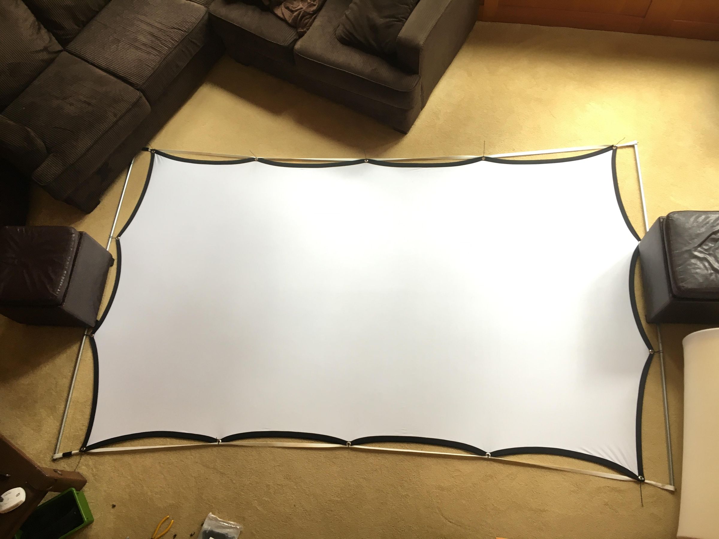 Outdoor Projector Screen : 9 Steps (with Pictures) - Instructables