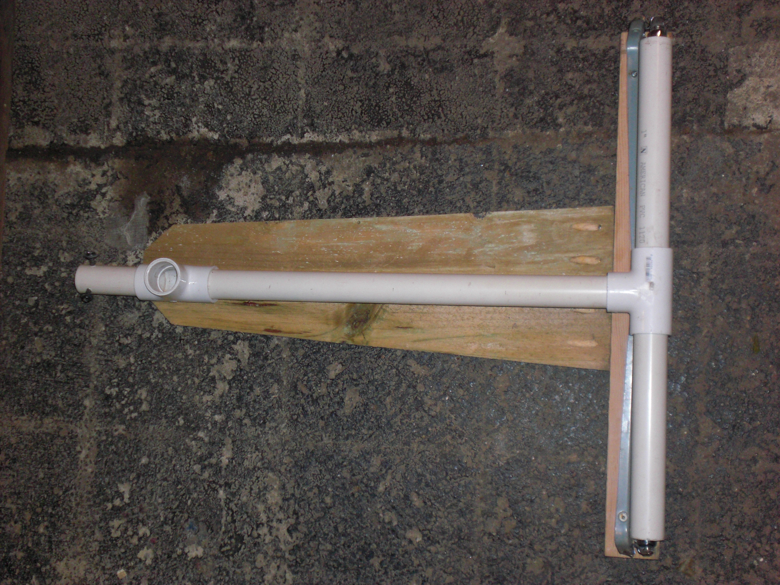 Animated Skeleton Chainsaw Massacre Halloween Prop : 7 Steps ...