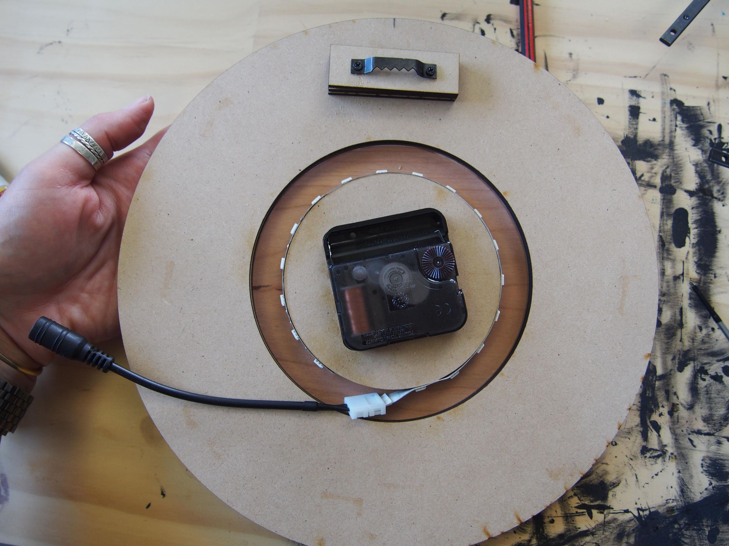LED Light Wall Clock : 12 Steps (with Pictures) - Instructables