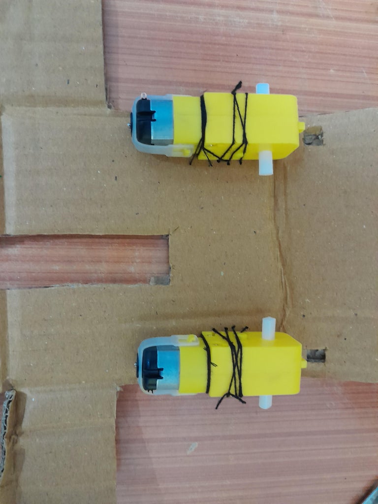 Cardboard Arduino Bots Player Vs Ai Challenge Udemie