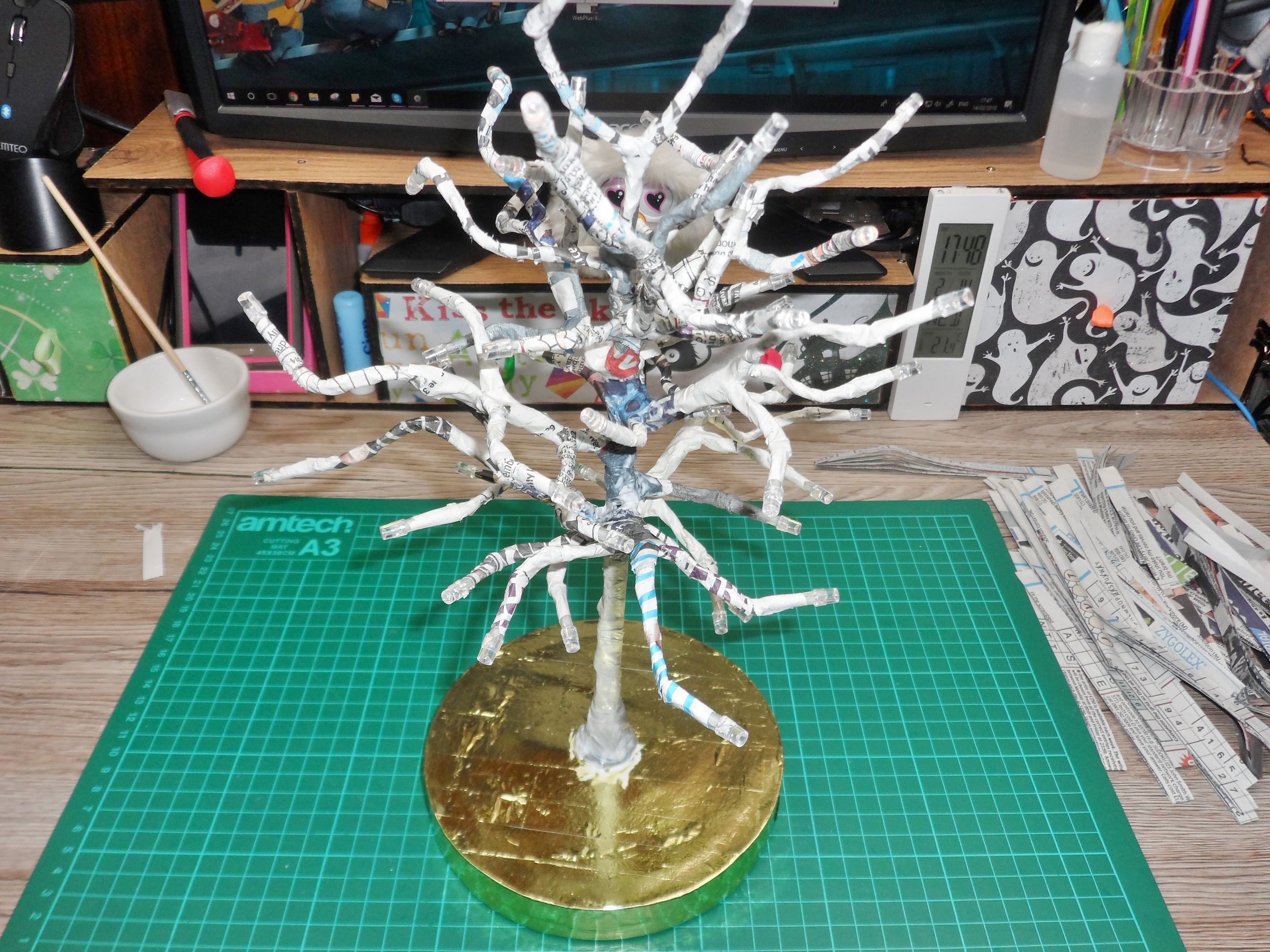 Build Your Own Fairy Light Tree : 9 Steps (with Pictures) - Instructables