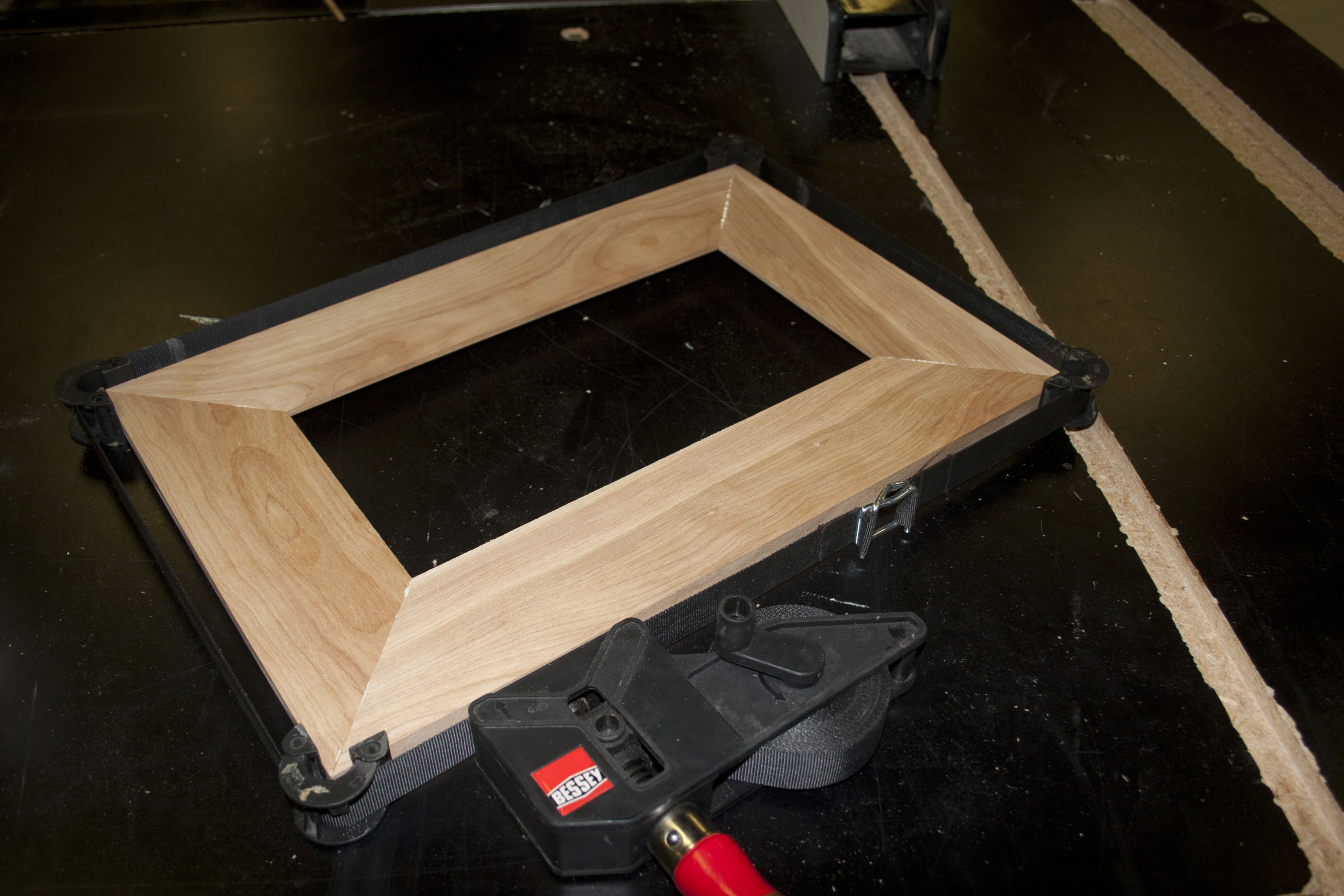 Flat Frame...with Miters : 4 Steps - Instructables