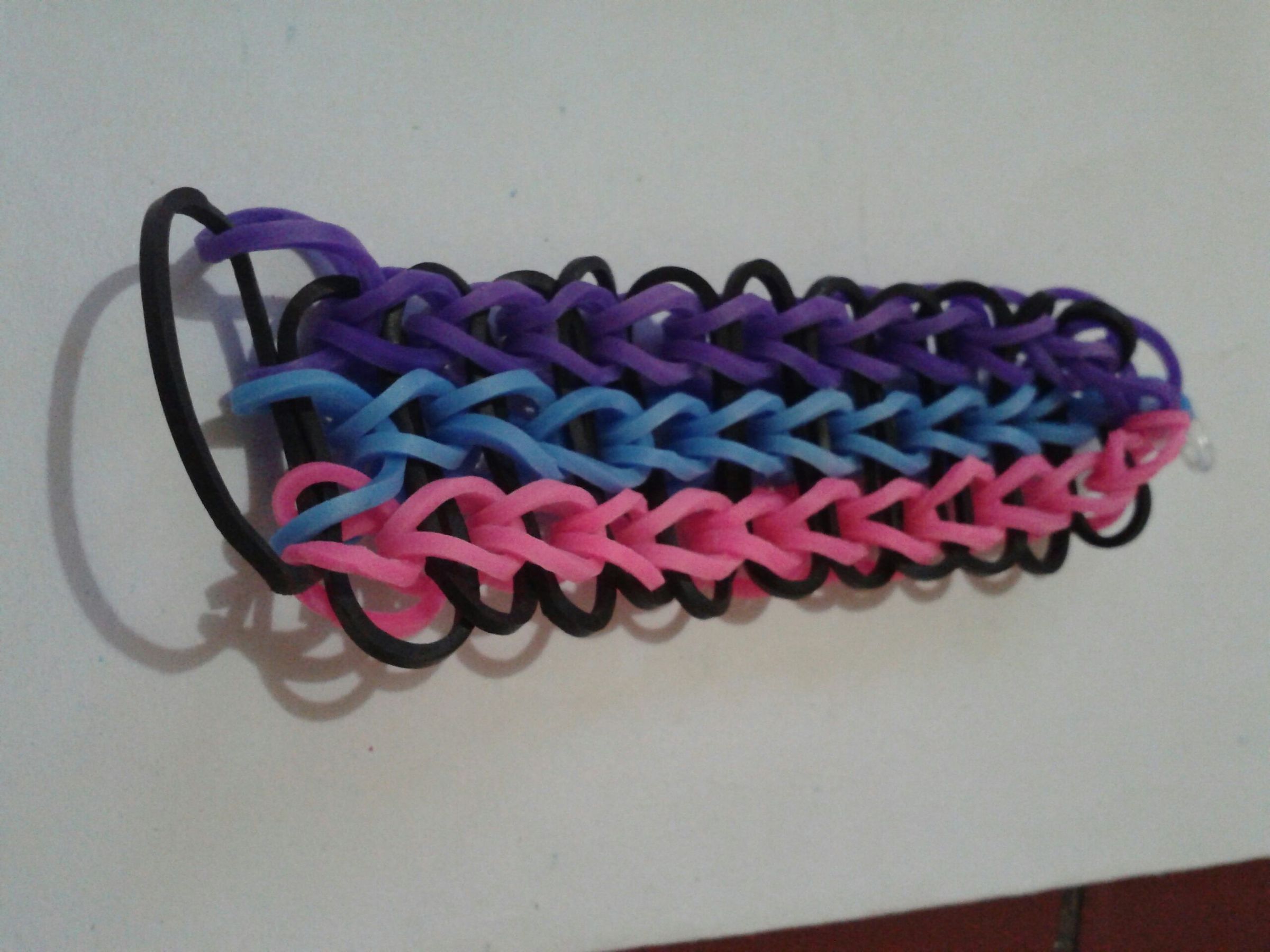 Triple Single Rainbow Loom Bracelet : 11 Steps - Instructables
