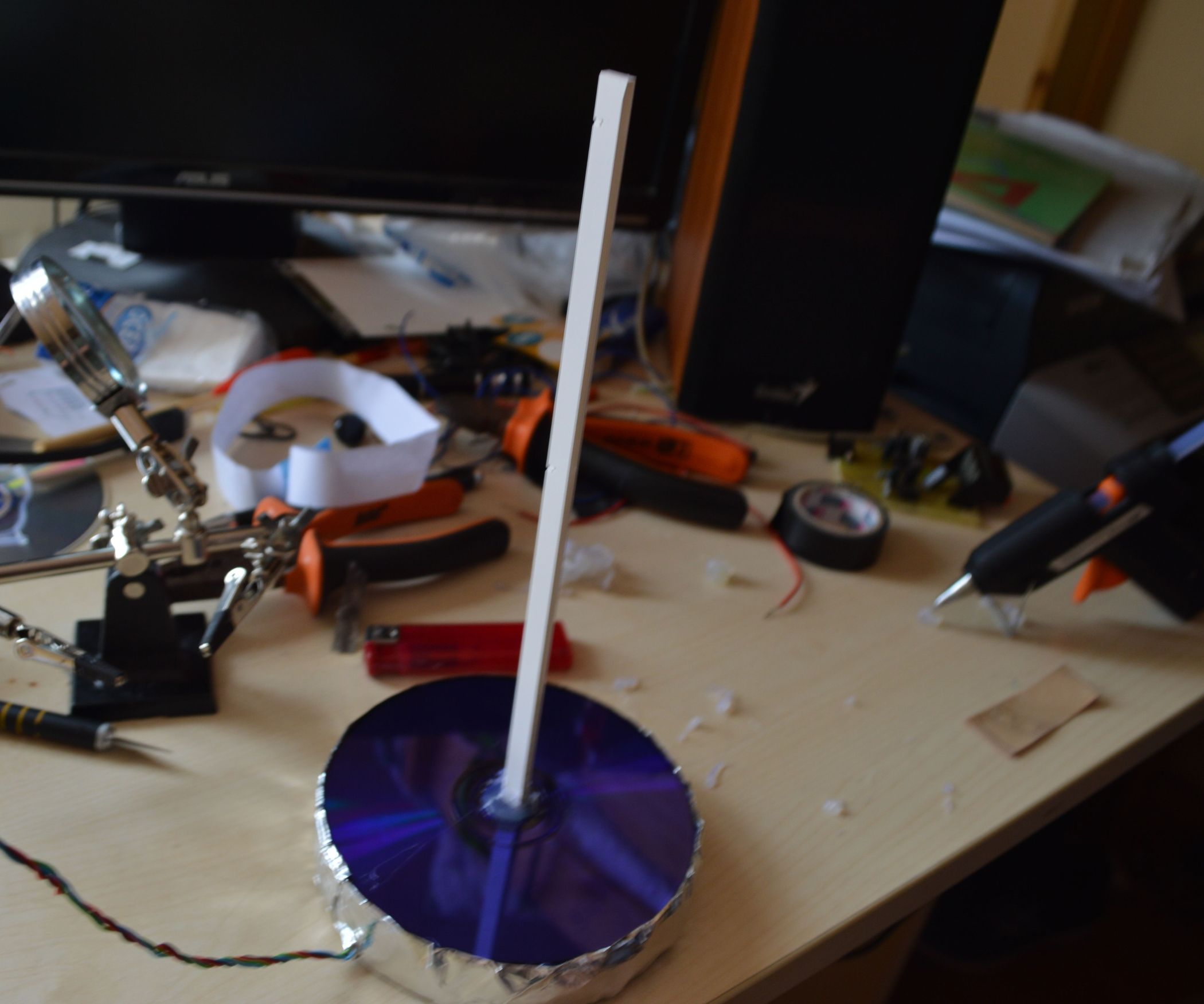 RGB LED Light Pole : 5 Steps - Instructables