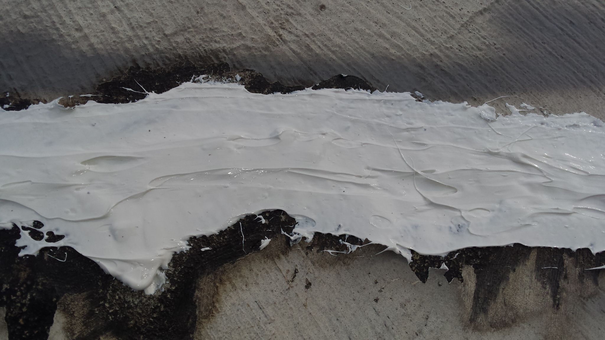 Crack Repair in Concrete Roof : 4 Steps (with Pictures) - Instructables