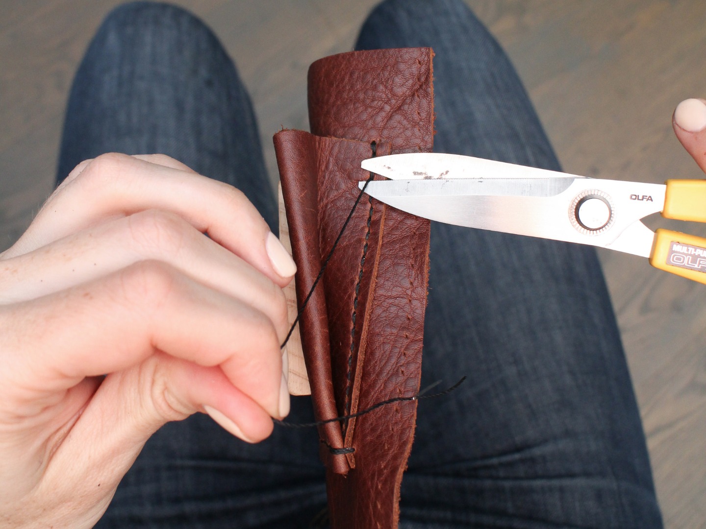 Sewing Leather Step-by-Step – Fleshtag s.r.o.