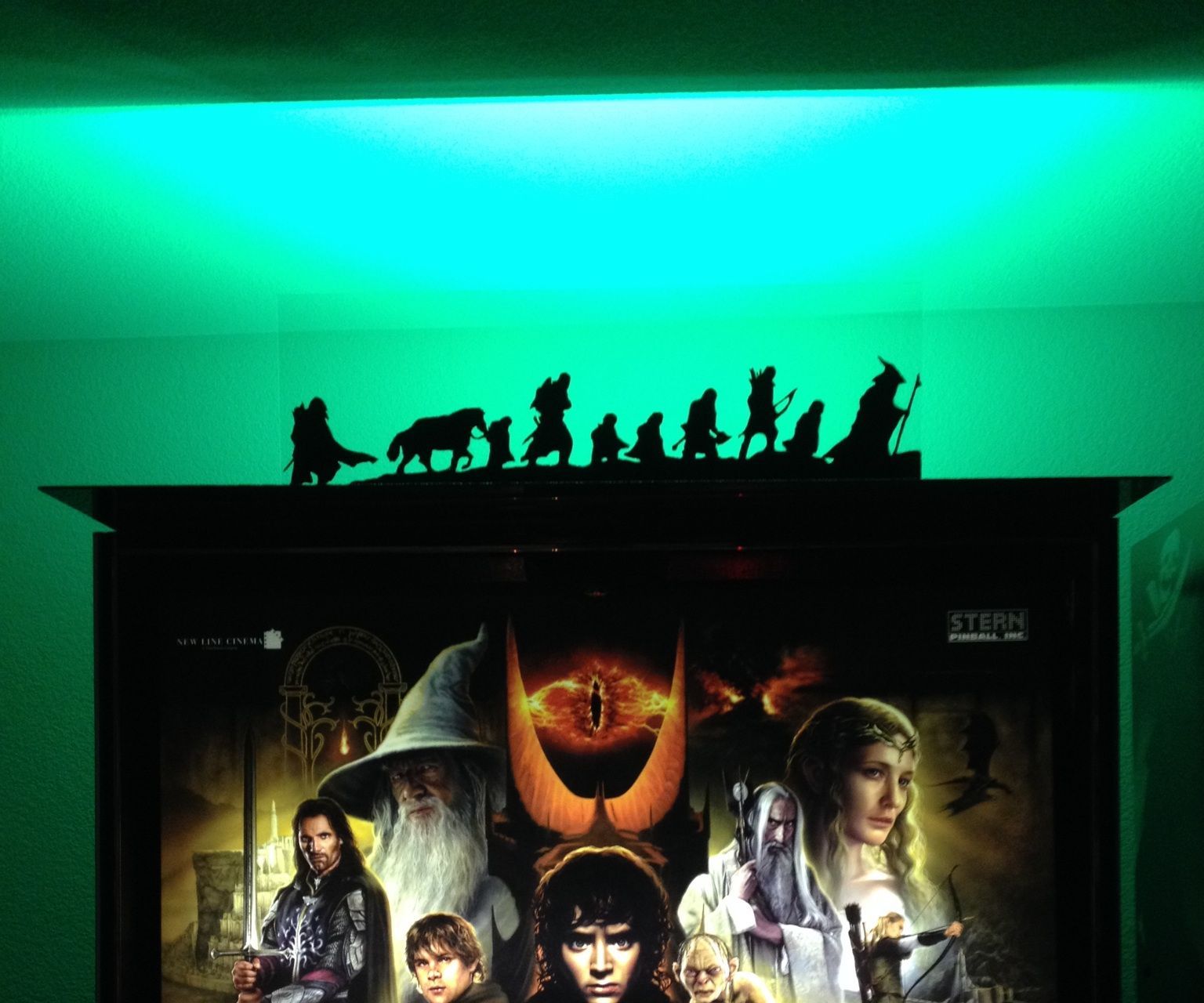 LOTR Pinball Glass Topper : 5 Steps - Instructables