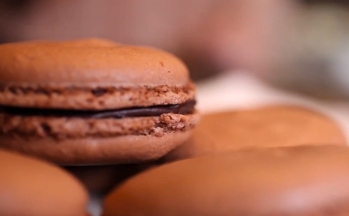How To: Chocolate French Macarons (Recipe and Tips!) (with Pictures ...