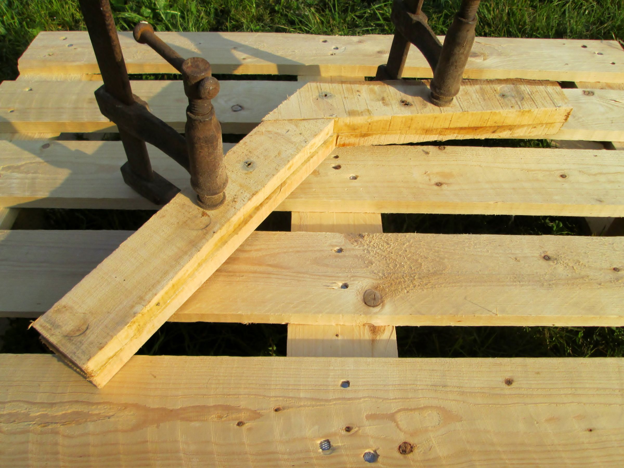 The Rabbit Stick Hunter : 4 Steps (with Pictures) - Instructables