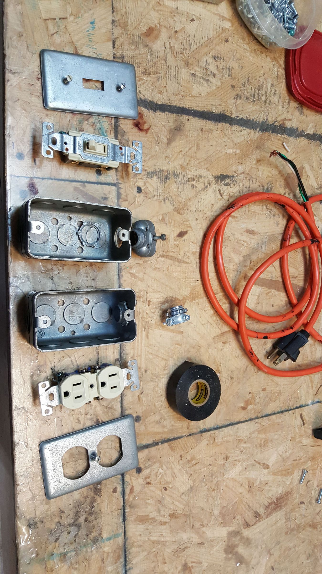 Auxiliary Switched Outlets : 5 Steps (with Pictures) - Instructables