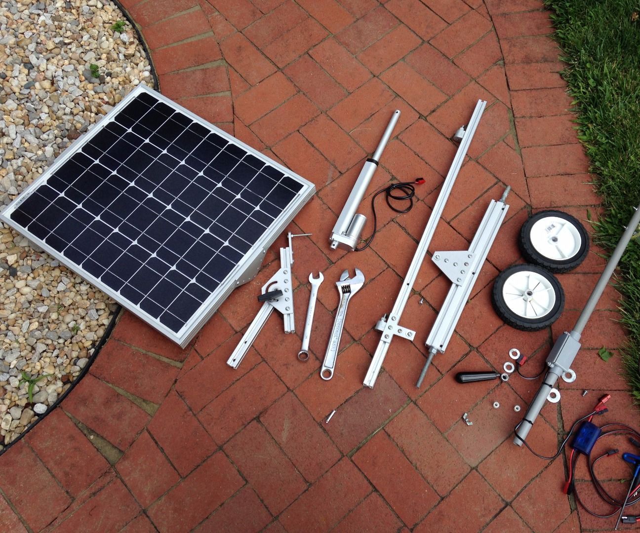 Portable Solar Auto Tracking System : 9 Steps (with Pictures ...