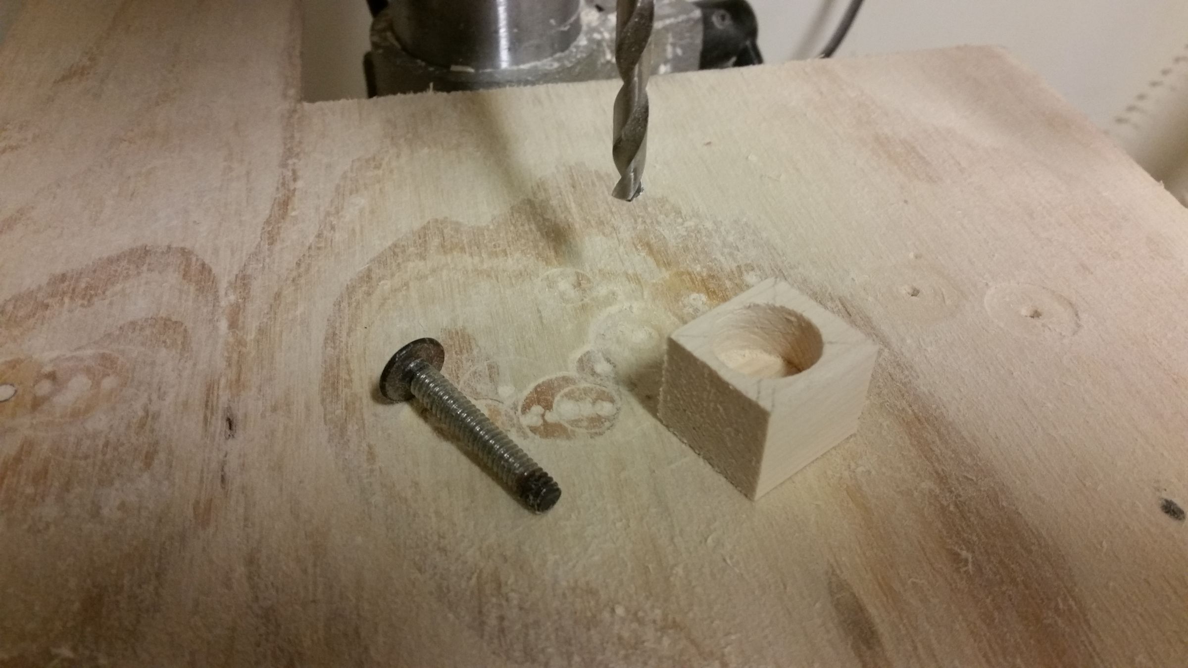 Quick, Cheap, and Easy Benchdogs : 5 Steps (with Pictures) - Instructables