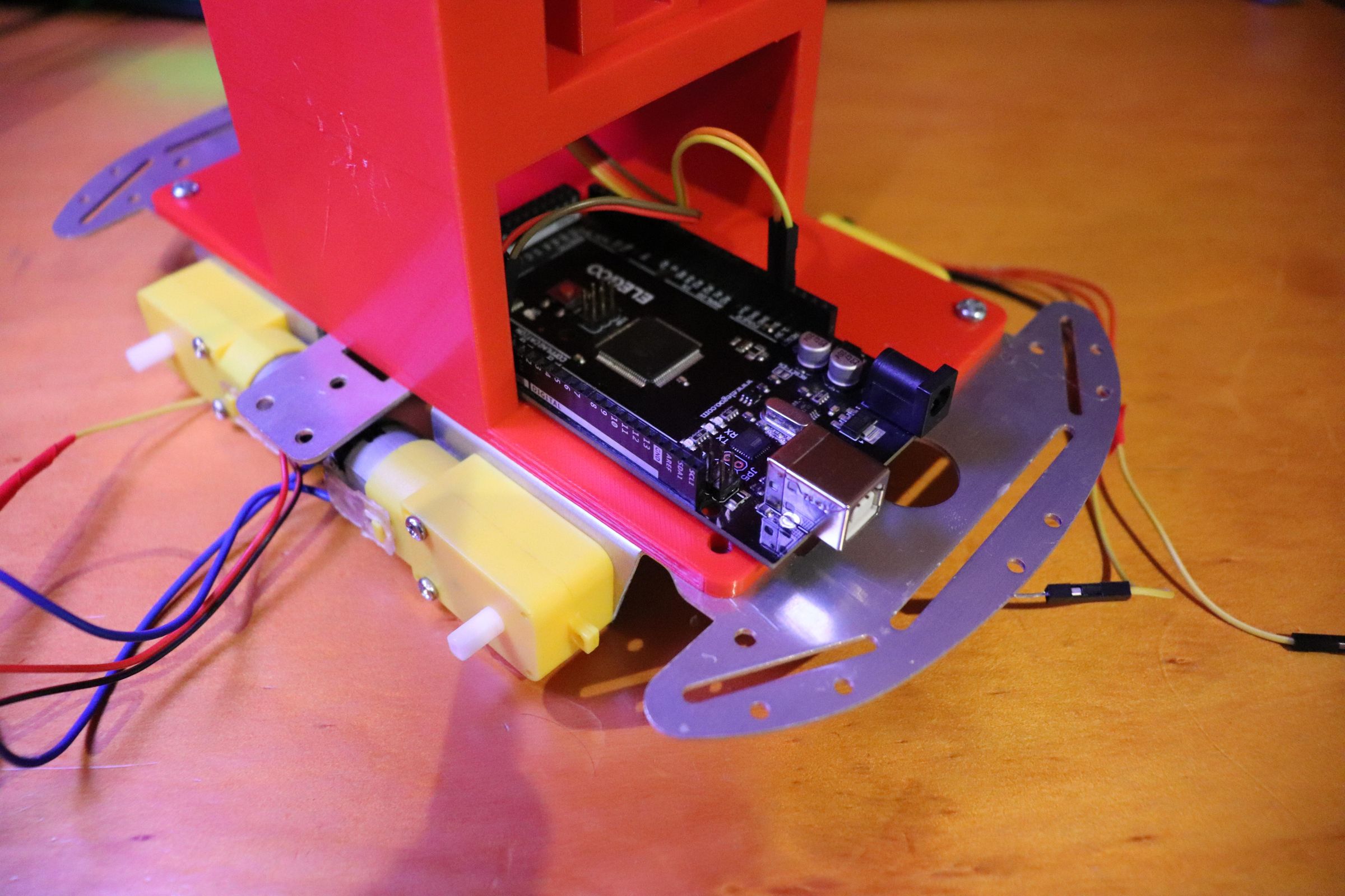 Bluetooth Controlled Claw Robot : 20 Steps (with Pictures) - Instructables