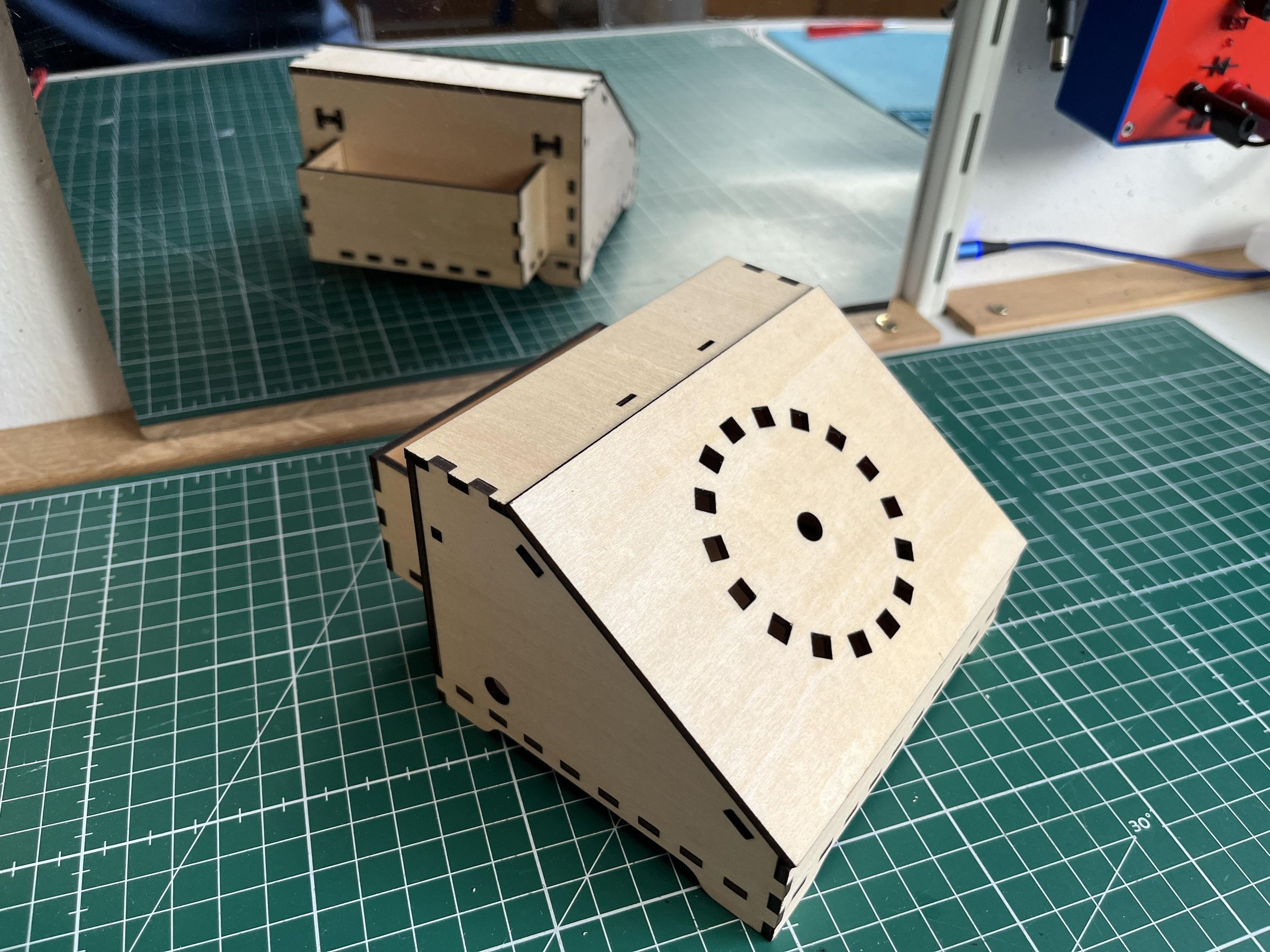 Lego Power Function (PF) Motor Speed Controller With a 16 LED Neopixel ...