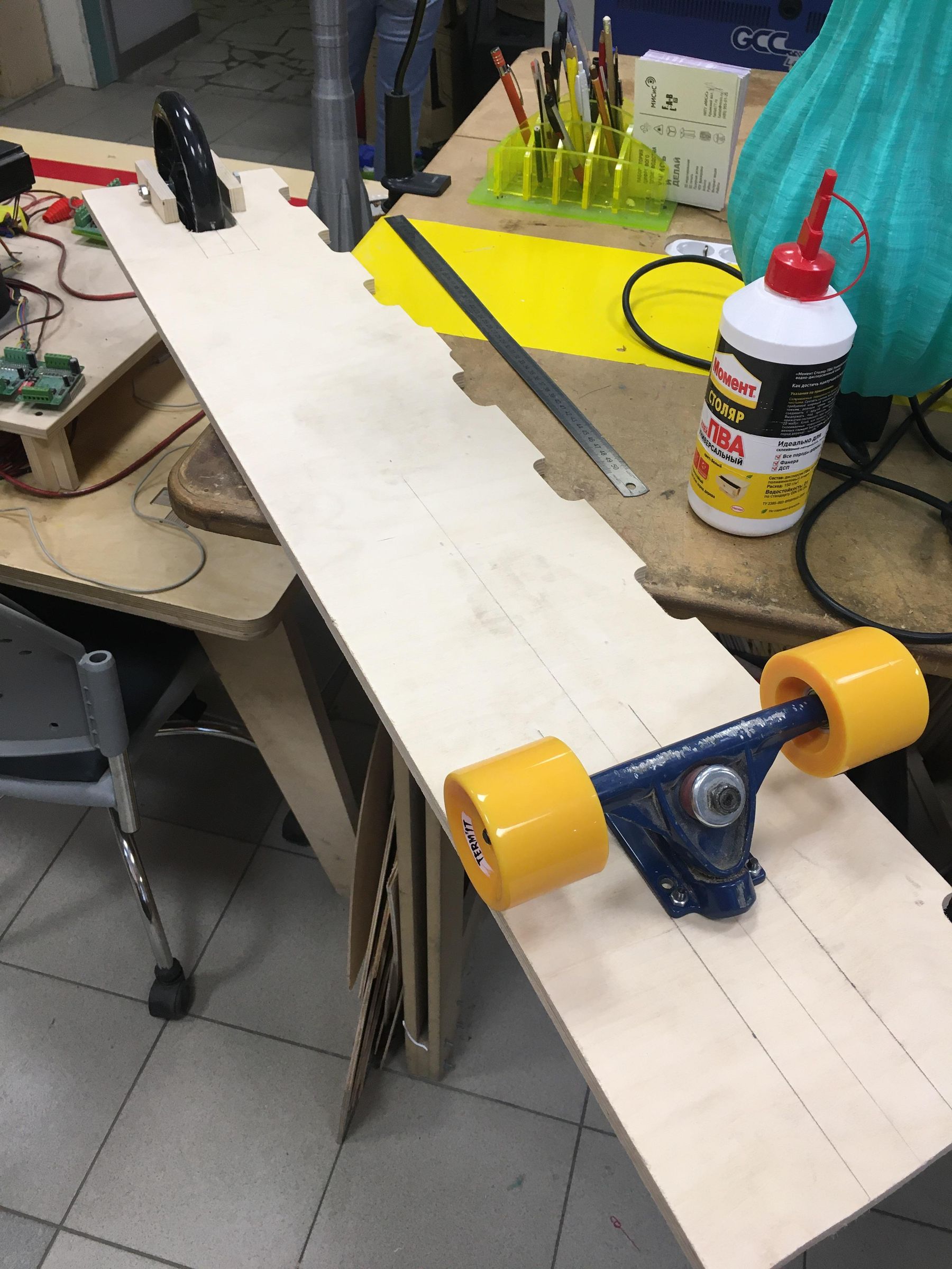 Three-wheel Electric Longboard : 5 Steps (with Pictures) - Instructables