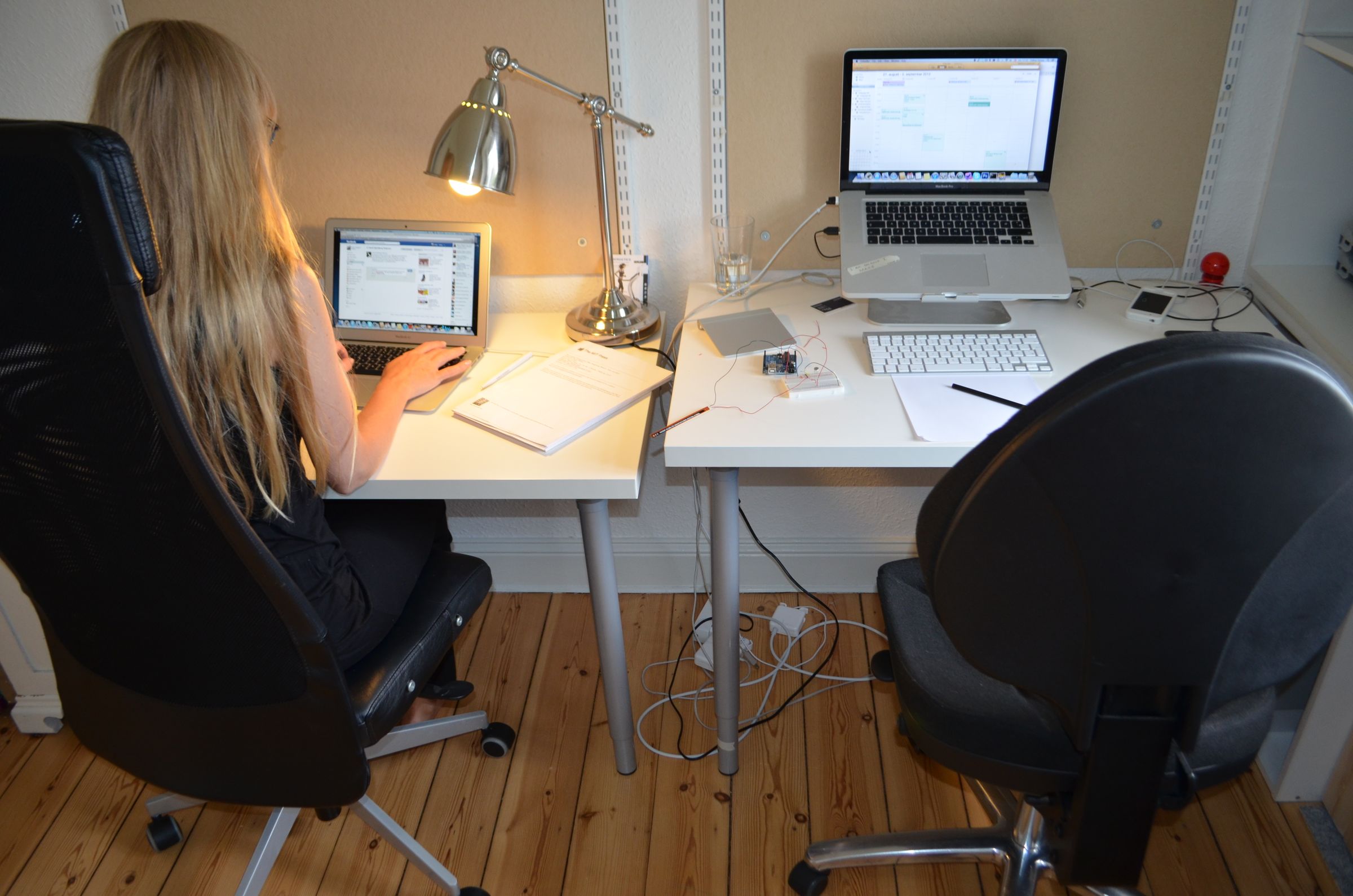 DIY Height Adjustable Table (for Less Than $70) : 4 Steps (with ...