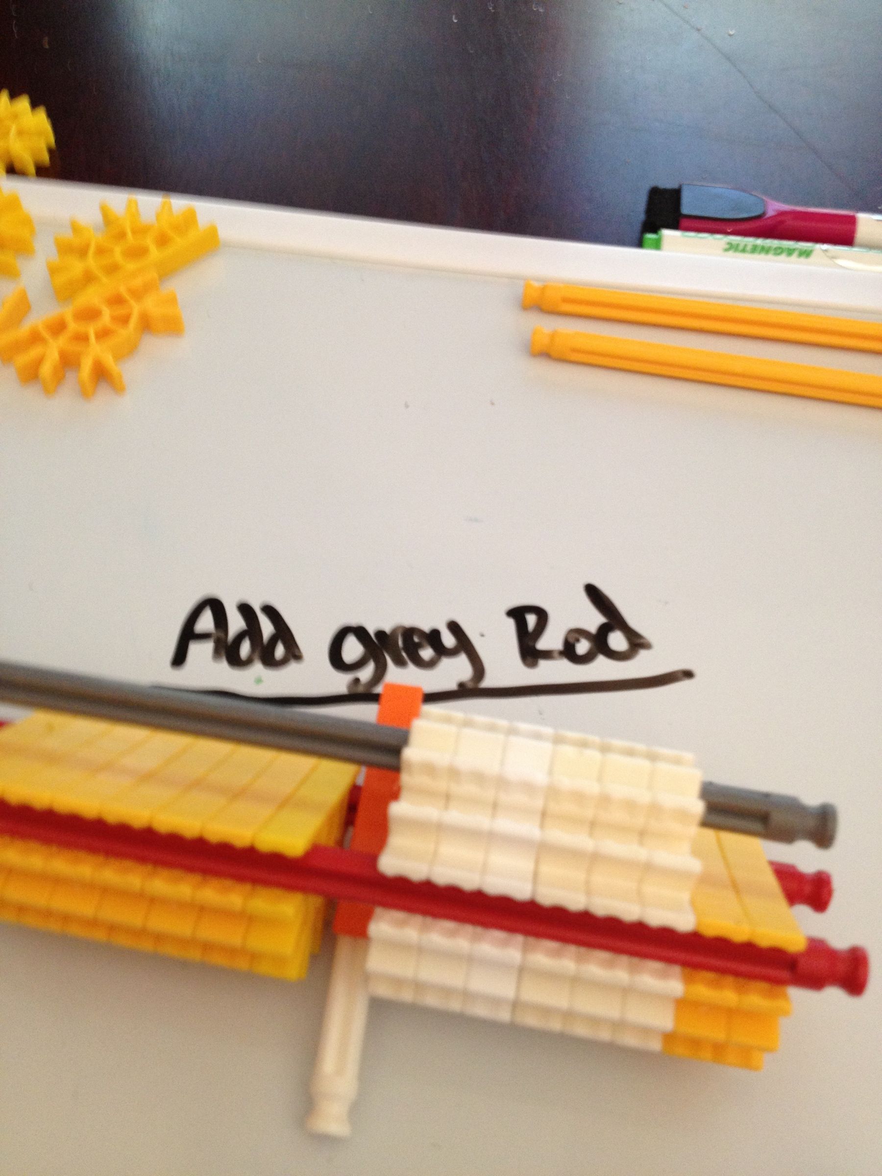 Simple K'nex "Pull Back" Gun : 29 Steps - Instructables