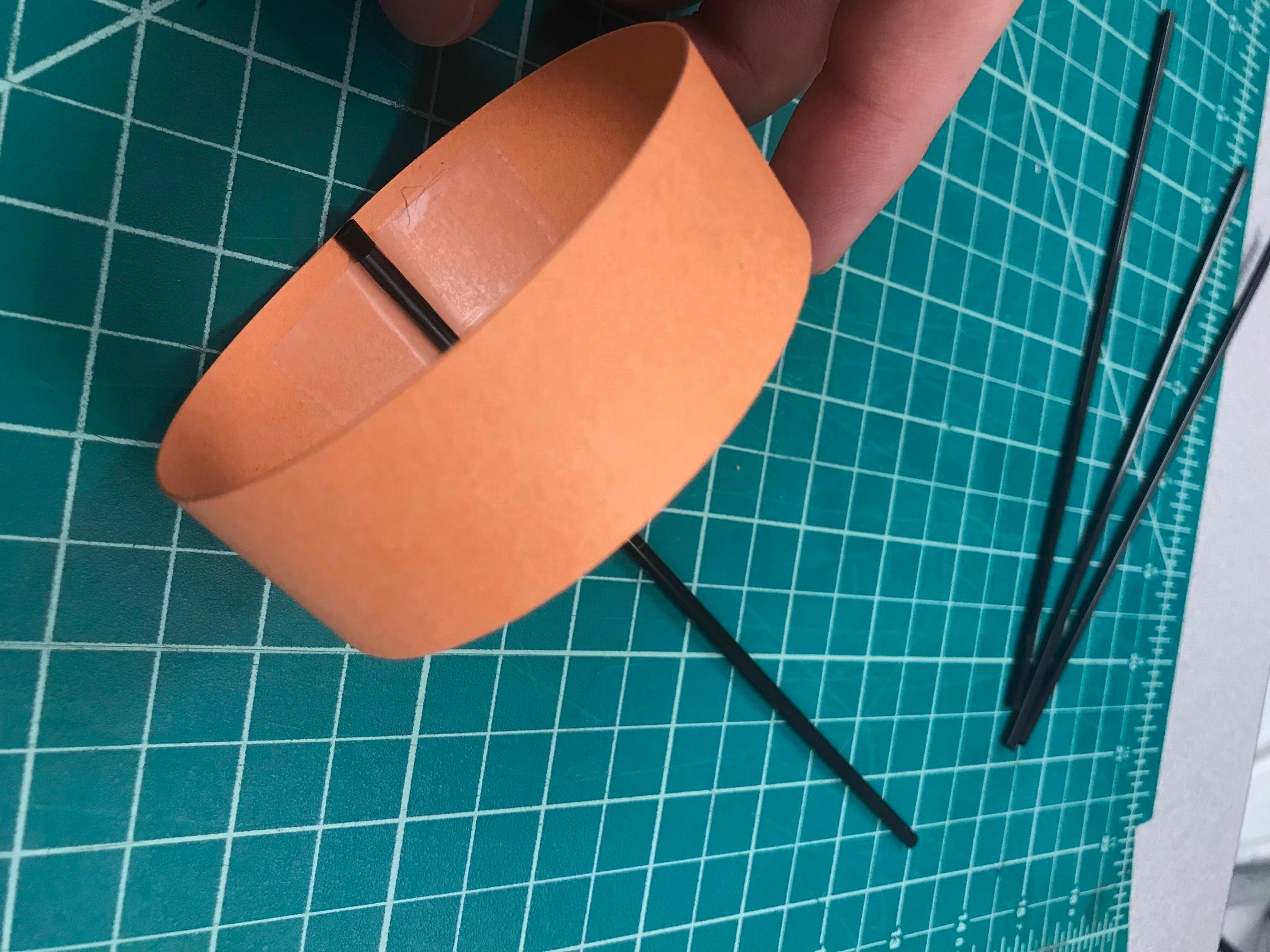 Straw Flyers : 5 Steps (with Pictures) - Instructables