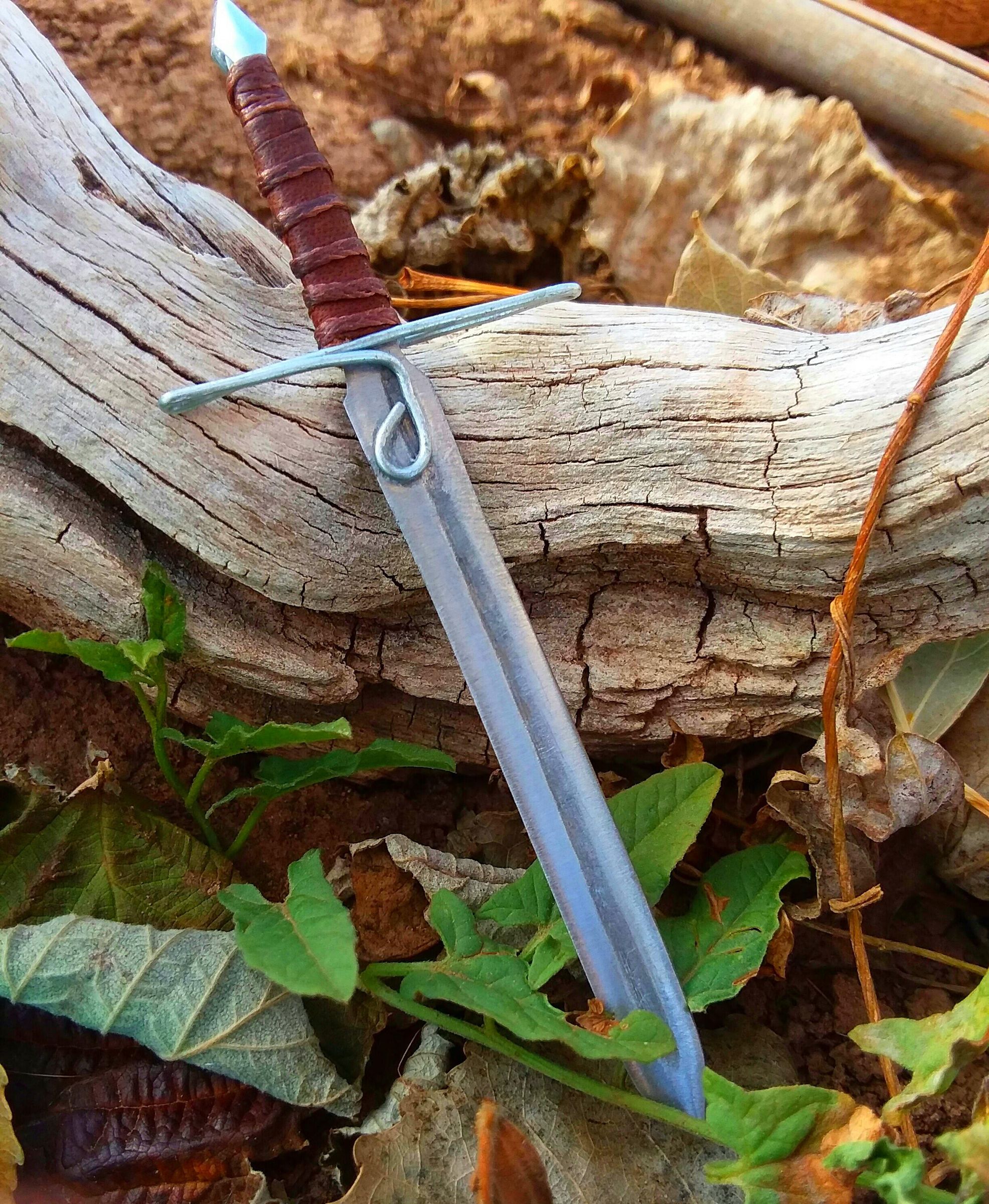 Mini Sword : 8 Steps (with Pictures) - Instructables