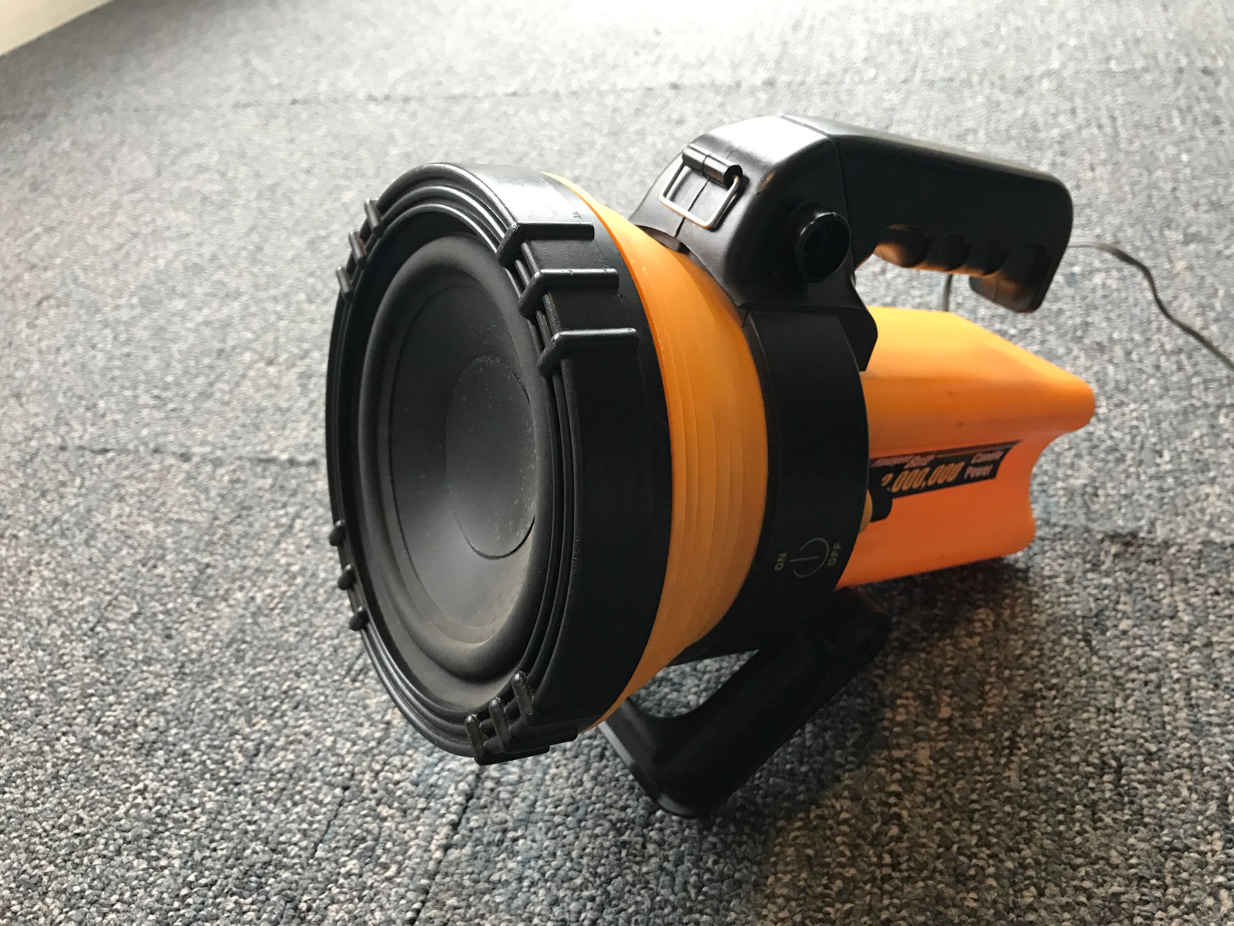 Ultimate Camping Bluetooth Speaker / LED Torch : 4 Steps (with Pictures ...