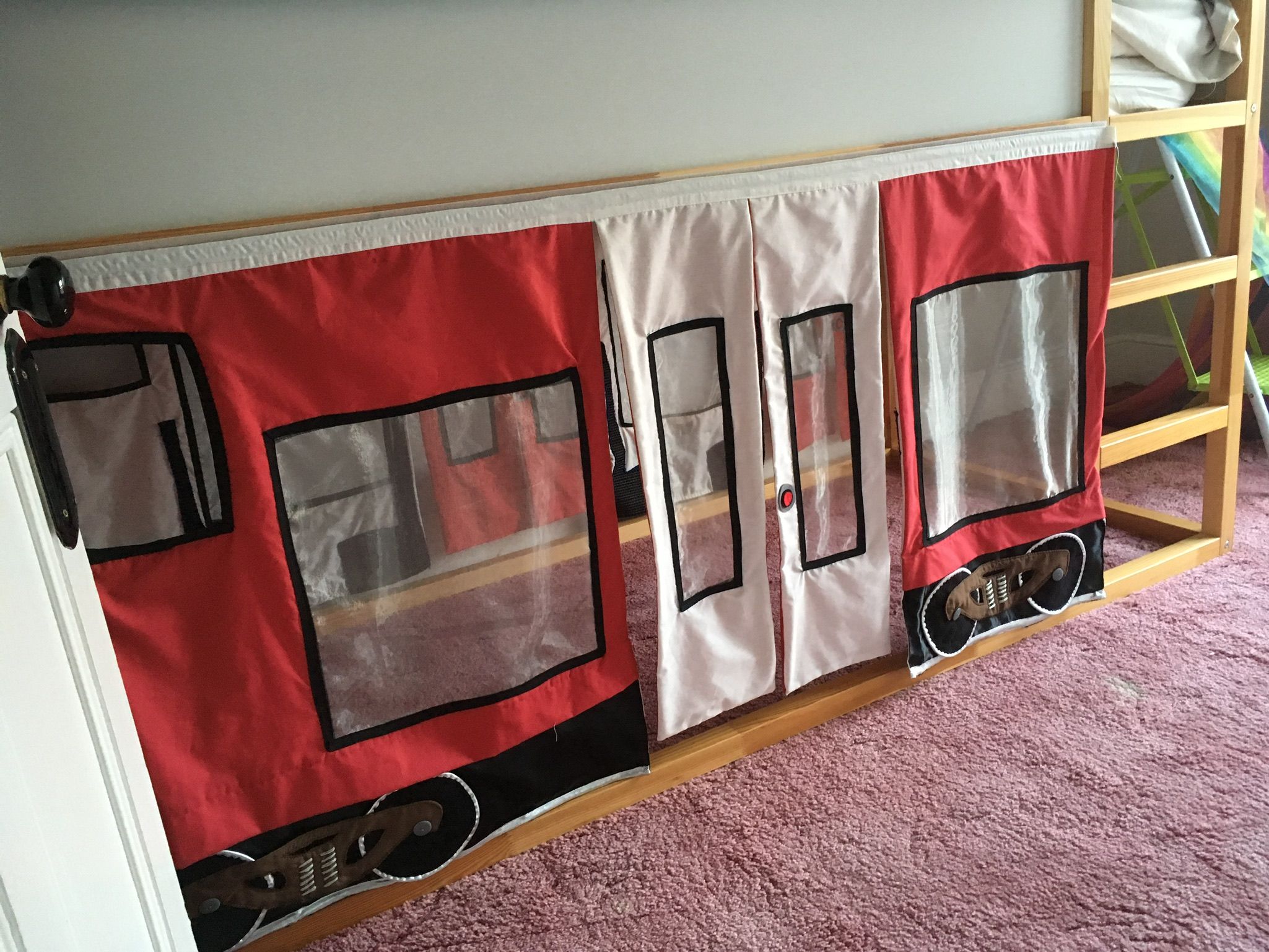 Red Train Bunk Bed Curtains for a Child : 11 Steps (with Pictures ...