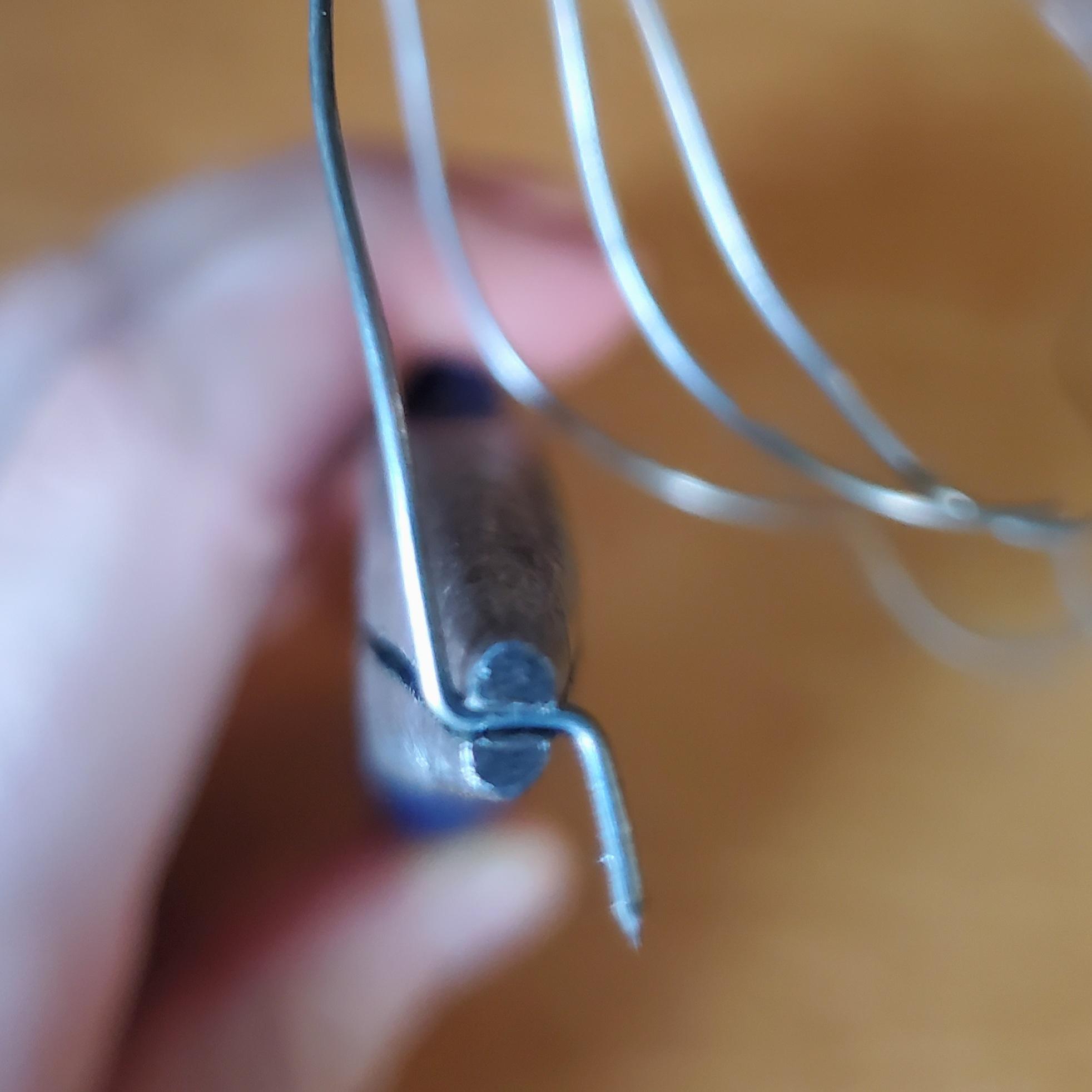 Wire Hook Keeper : 4 Steps (with Pictures) - Instructables