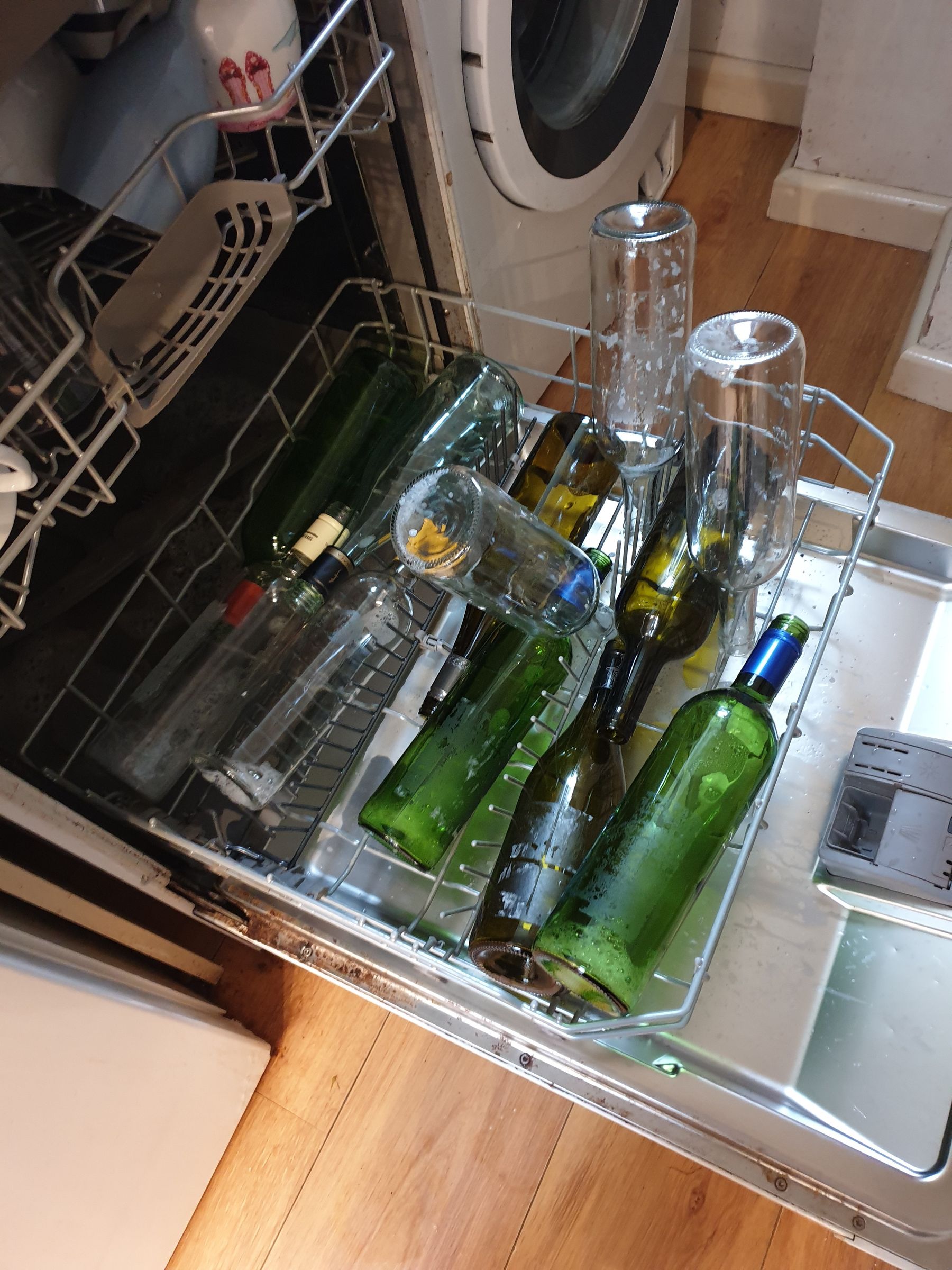 How to Make Your Own Wine From Grapes at Home : 20 Steps (with Pictures ...