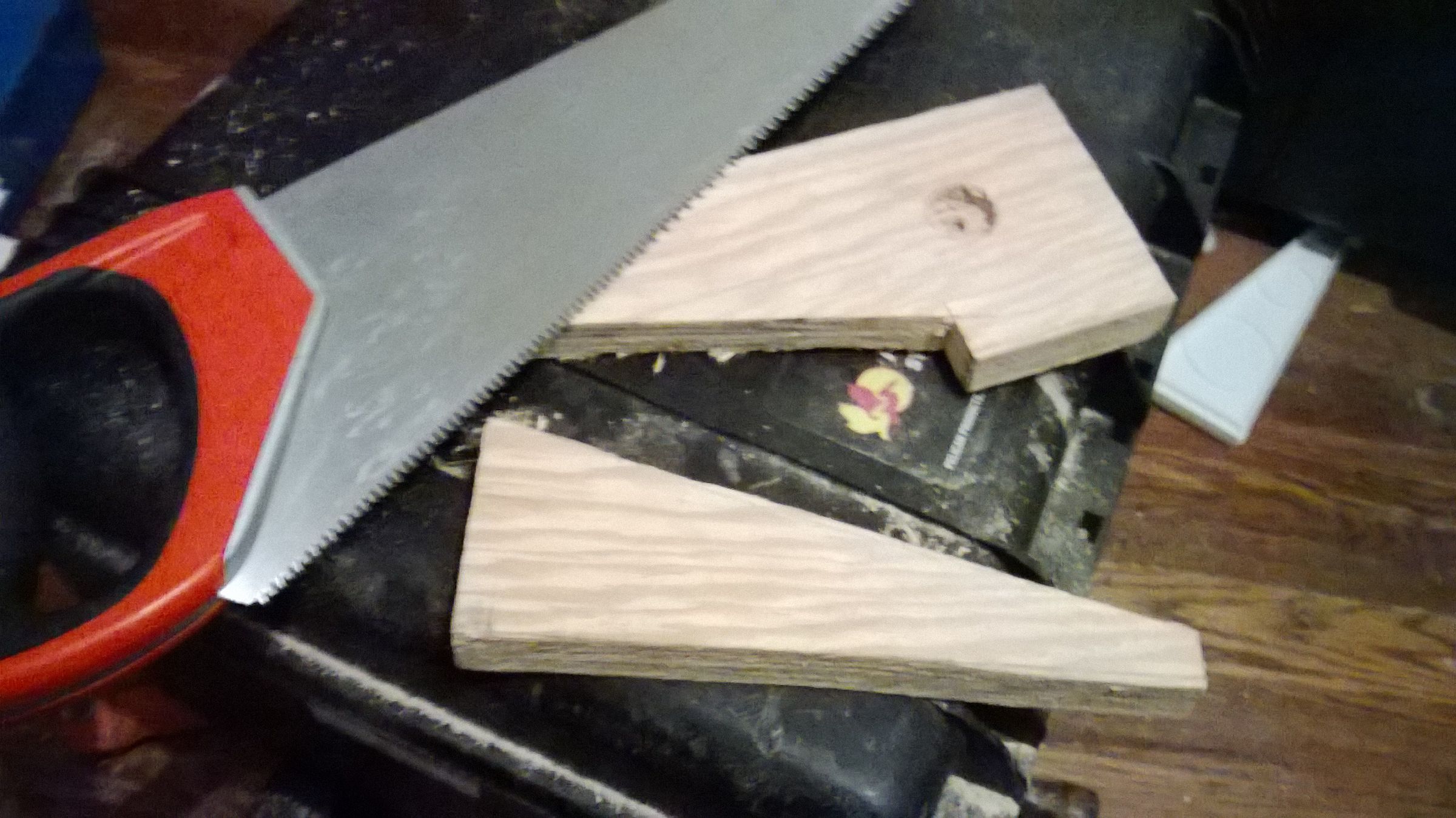 DIY Replacement Leg for a Christmas Tree : 9 Steps - Instructables