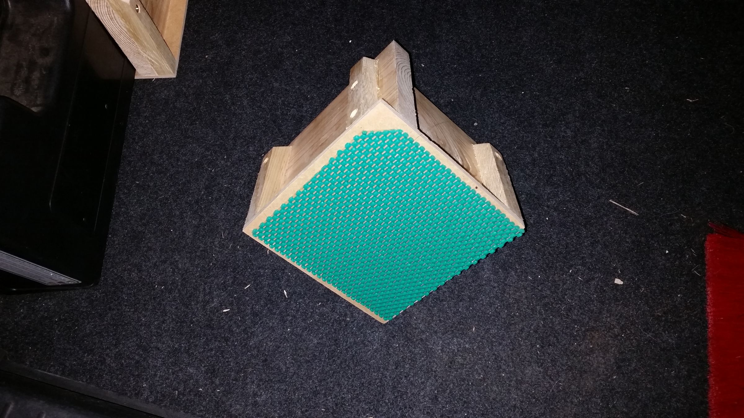 Trunk Clutter Corner Stabilizers : 4 Steps (with Pictures) - Instructables