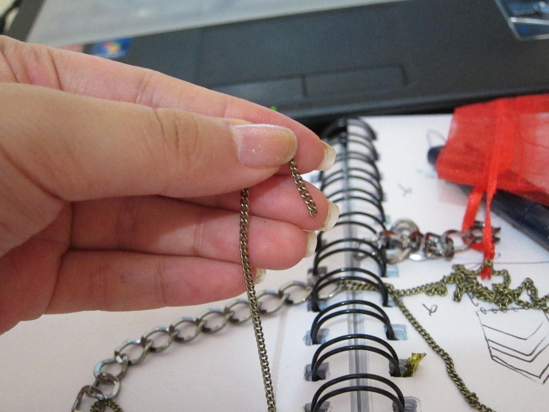 D.I.Y: Chain Necklace : 13 Steps - Instructables