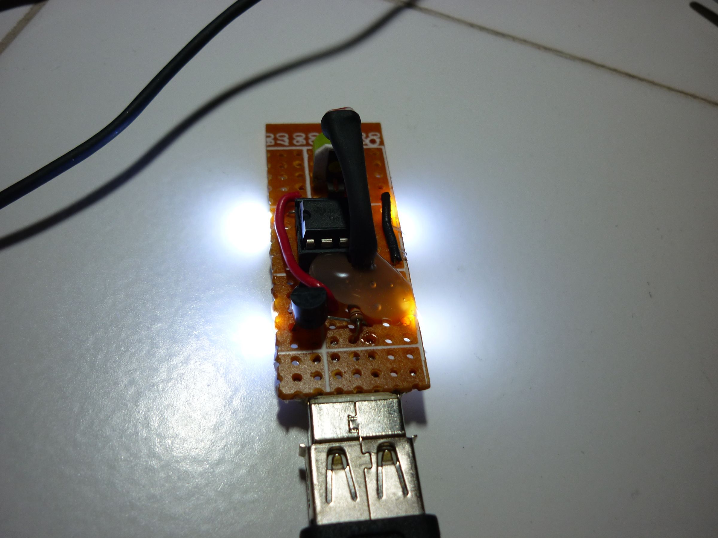 USB Night Light (LM385 Light Sensor) : 5 Steps - Instructables