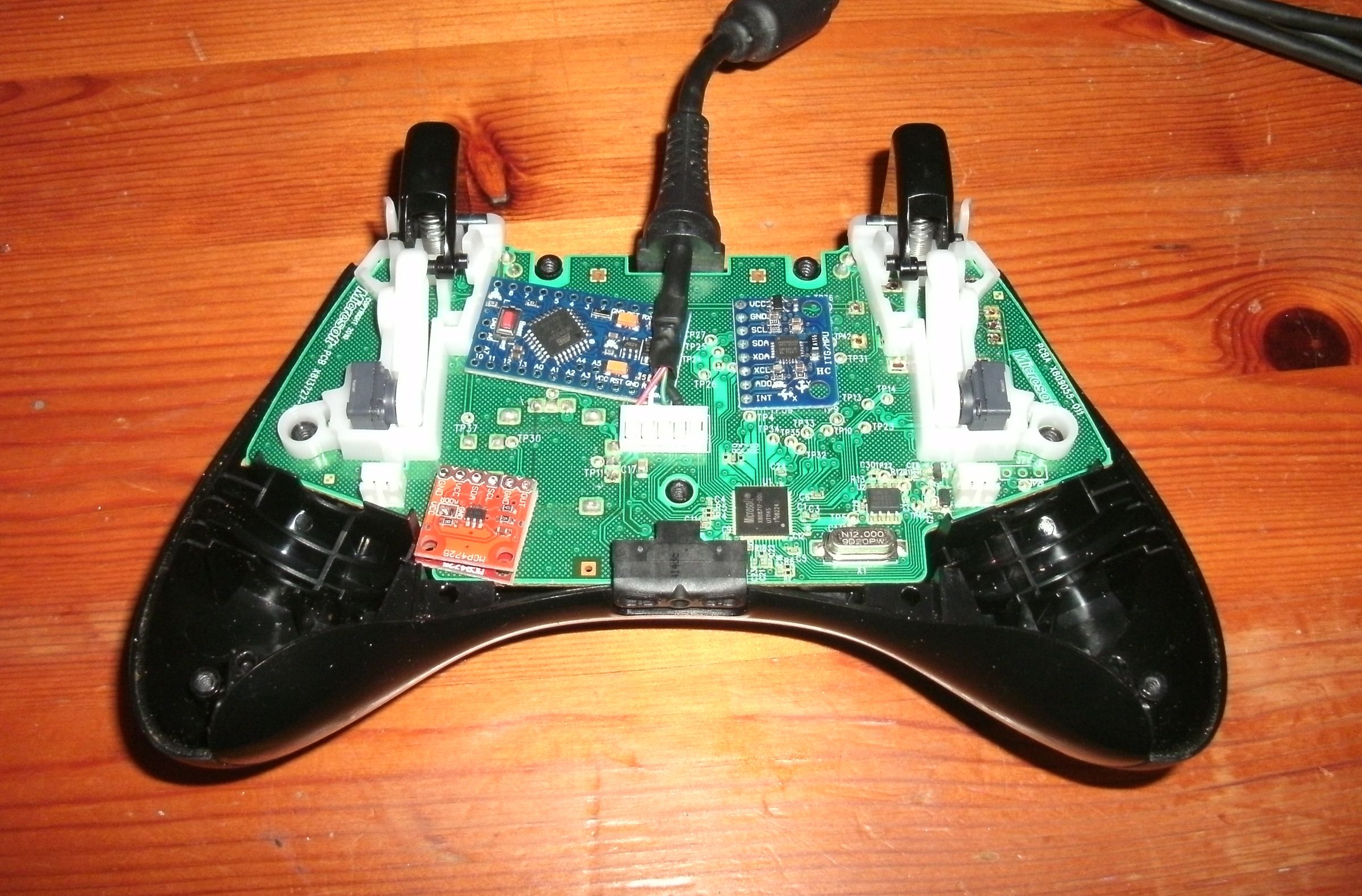 Xbox 360 Controller Accelerometer/gyro Steering Mod : 7 Steps - Instructables