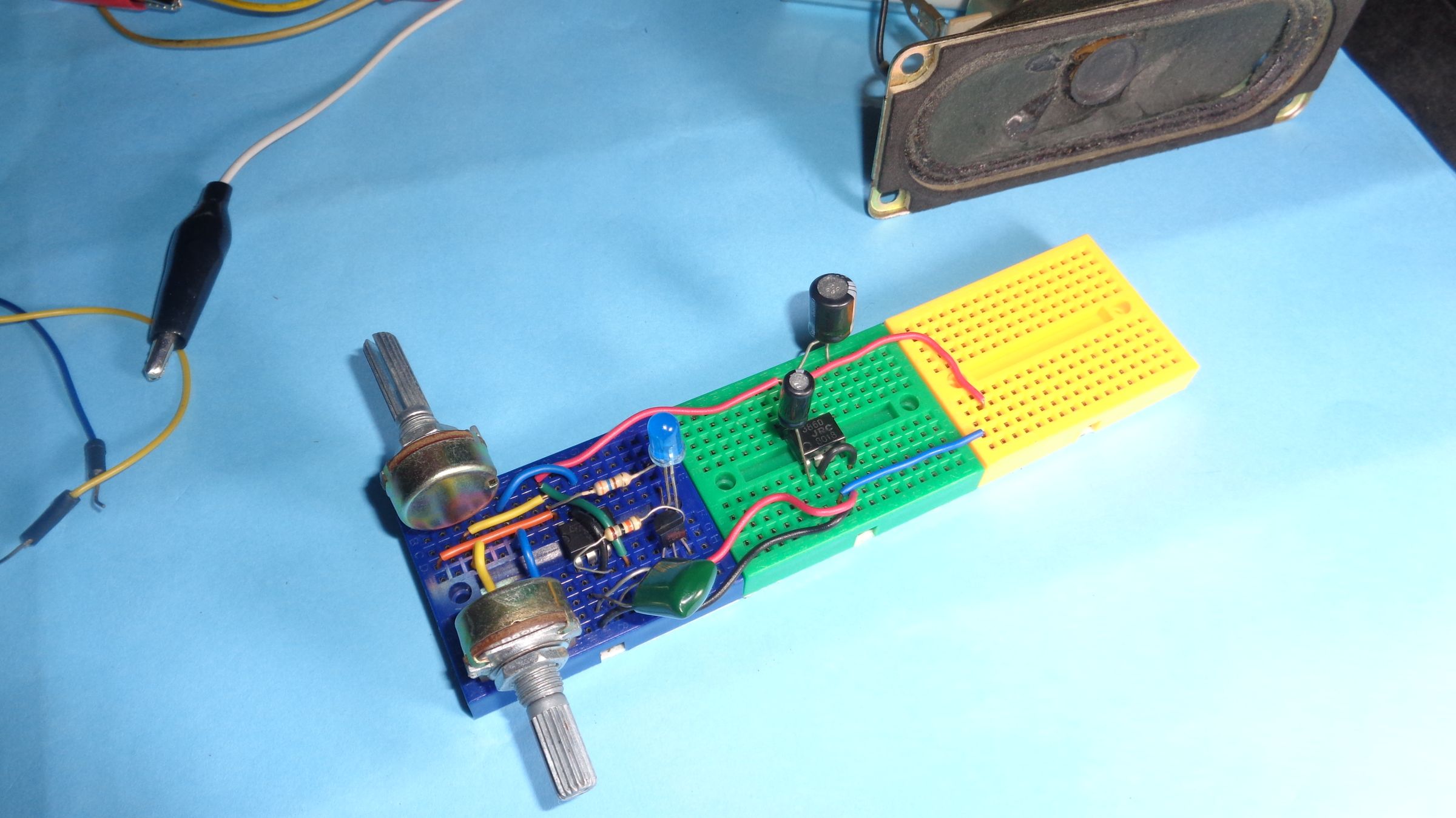 Modular Mini Breadboards : 5 Steps - Instructables