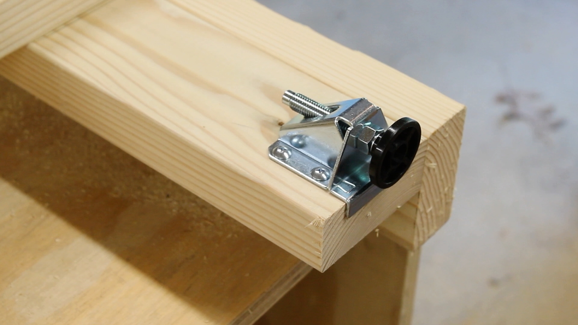 Quick & Easy DIY Miter Saw Station : 8 Steps (with Pictures ...
