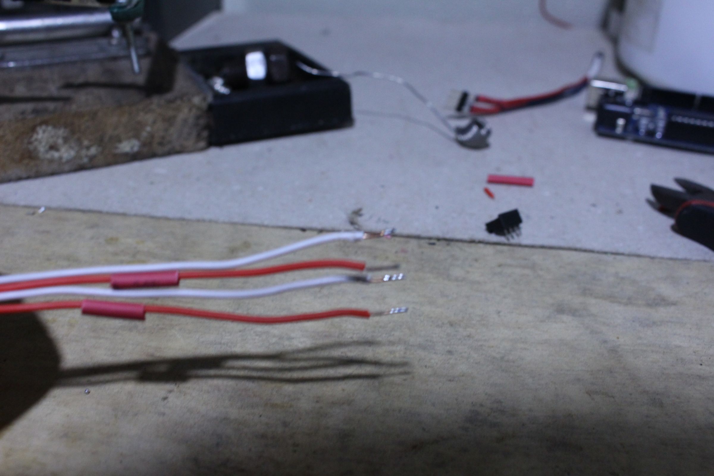 DIY Very Cheap Arduino 4-pin Connector : 5 Steps - Instructables