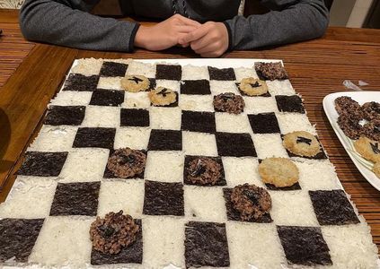 Rice Cracker Checkers/Checkerboard With 2 Different Flavors : 8 Steps ...