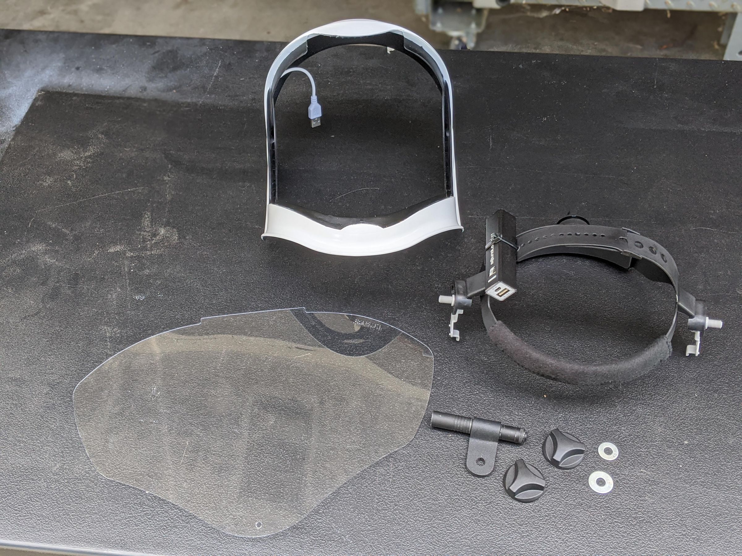 Face Shield Space Helmet : 6 Steps (with Pictures) - Instructables