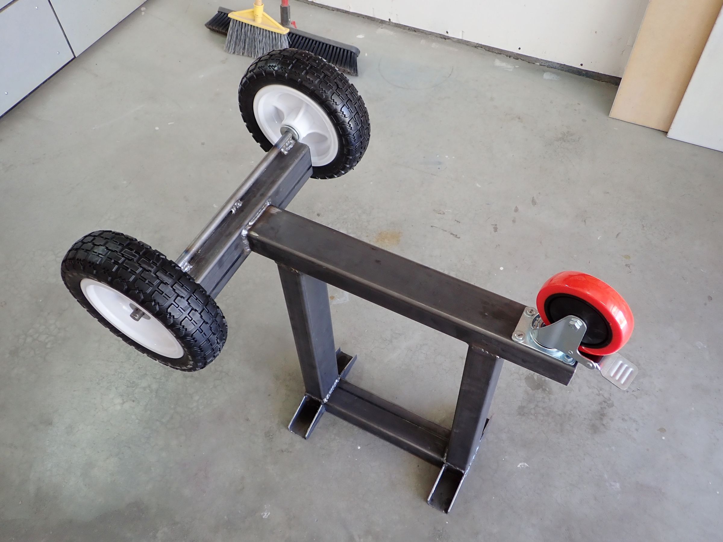 Weld a Simple Mobile Bandsaw Stand : 12 Steps (with Pictures ...