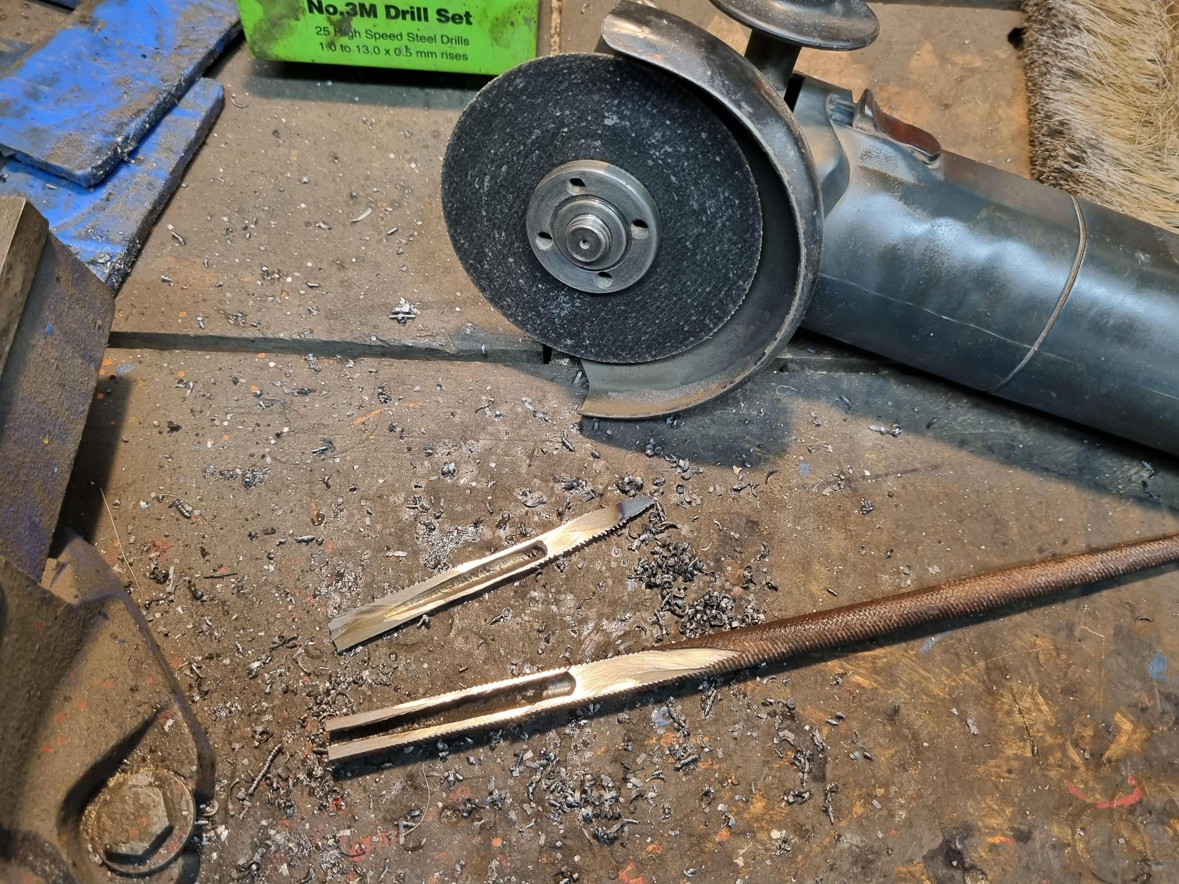 Gouge Chisel : 7 Steps - Instructables