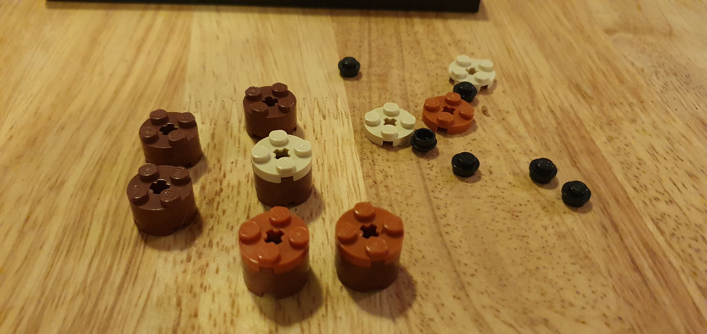 Lego Swap the Pegs Puzzle : 7 Steps - Instructables