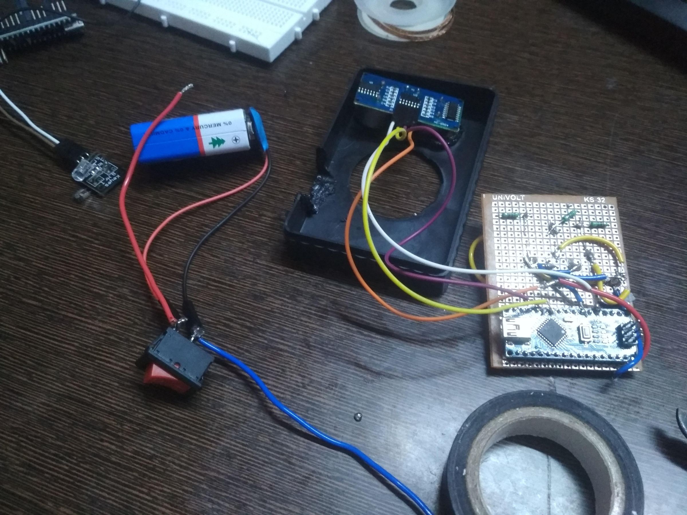 Social Distancing Device : 4 Steps - Instructables