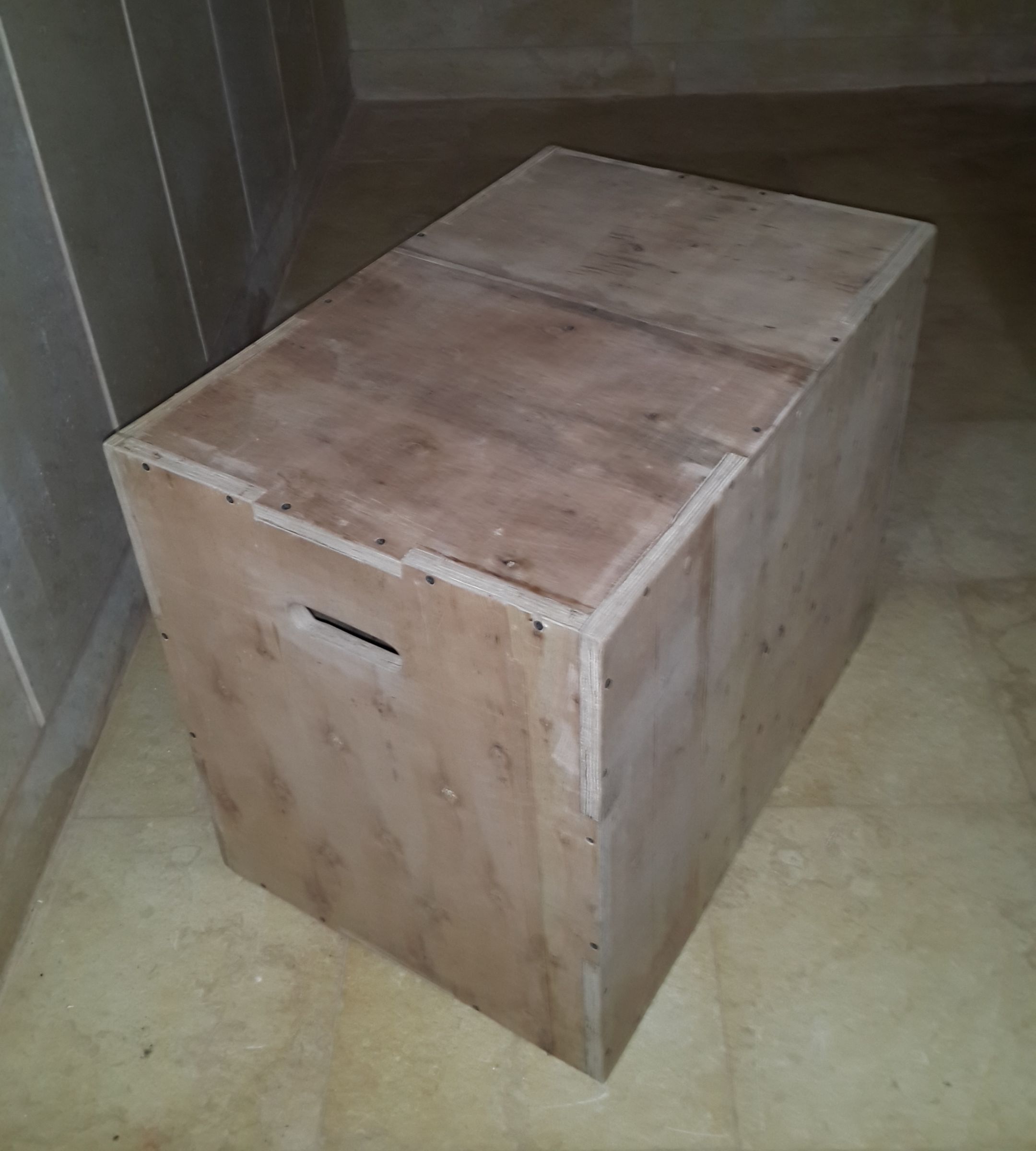 Three Sided Crossfit 3 in 1 Plyometric Jump Box - Instructables