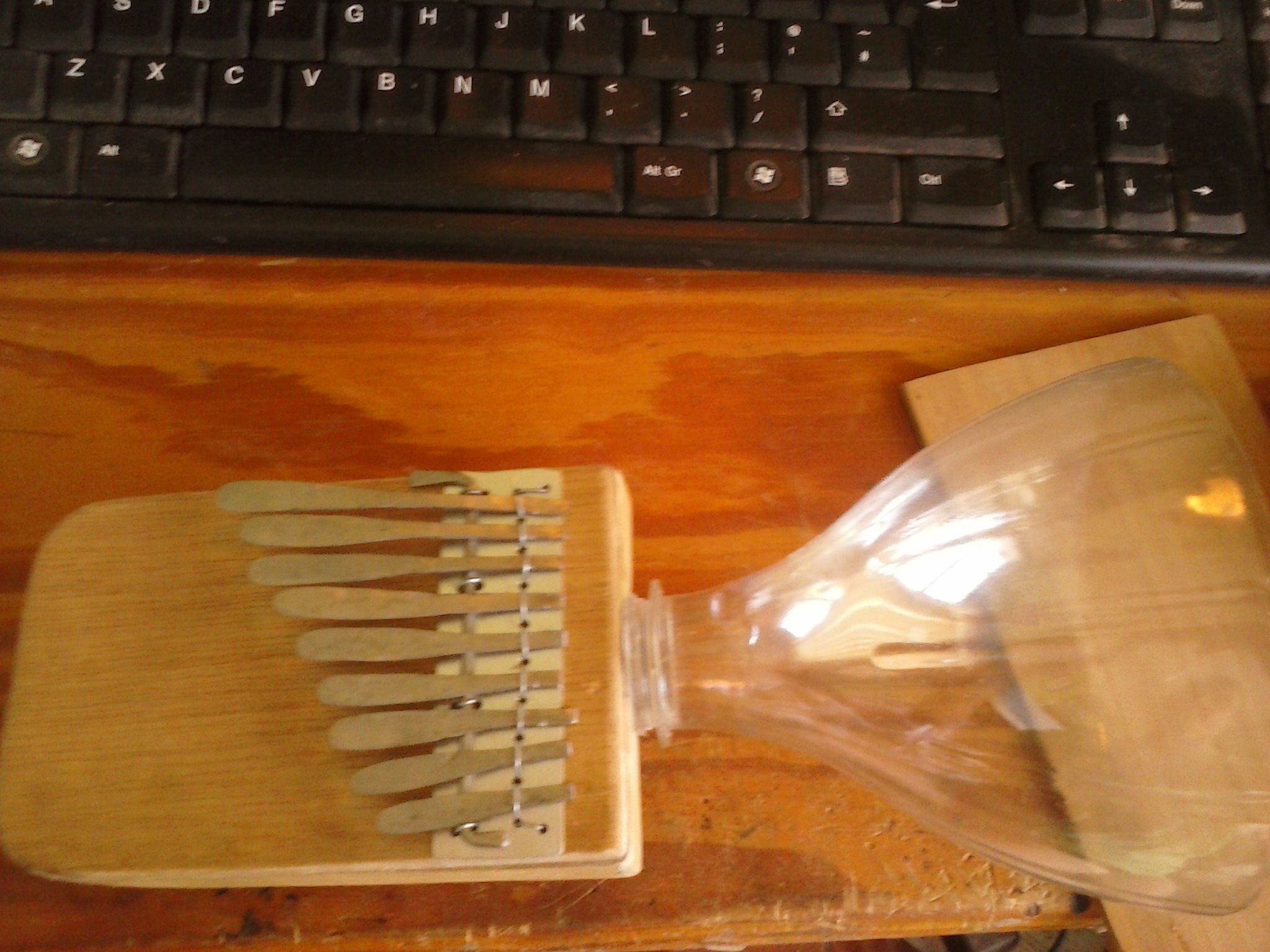 Make a Thumb Piano (Mbira) : 9 Steps (with Pictures) - Instructables
